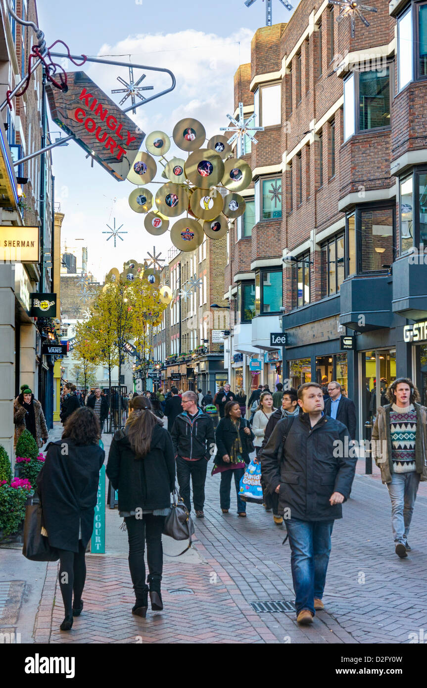 Carnaby street hi-res stock photography and images - Alamy