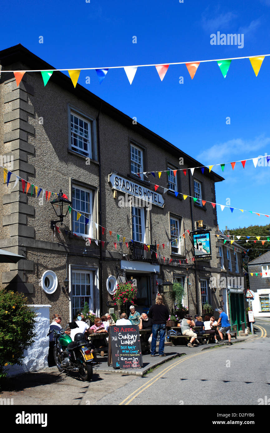 St agnes cornwall village hi-res stock photography and images - Alamy