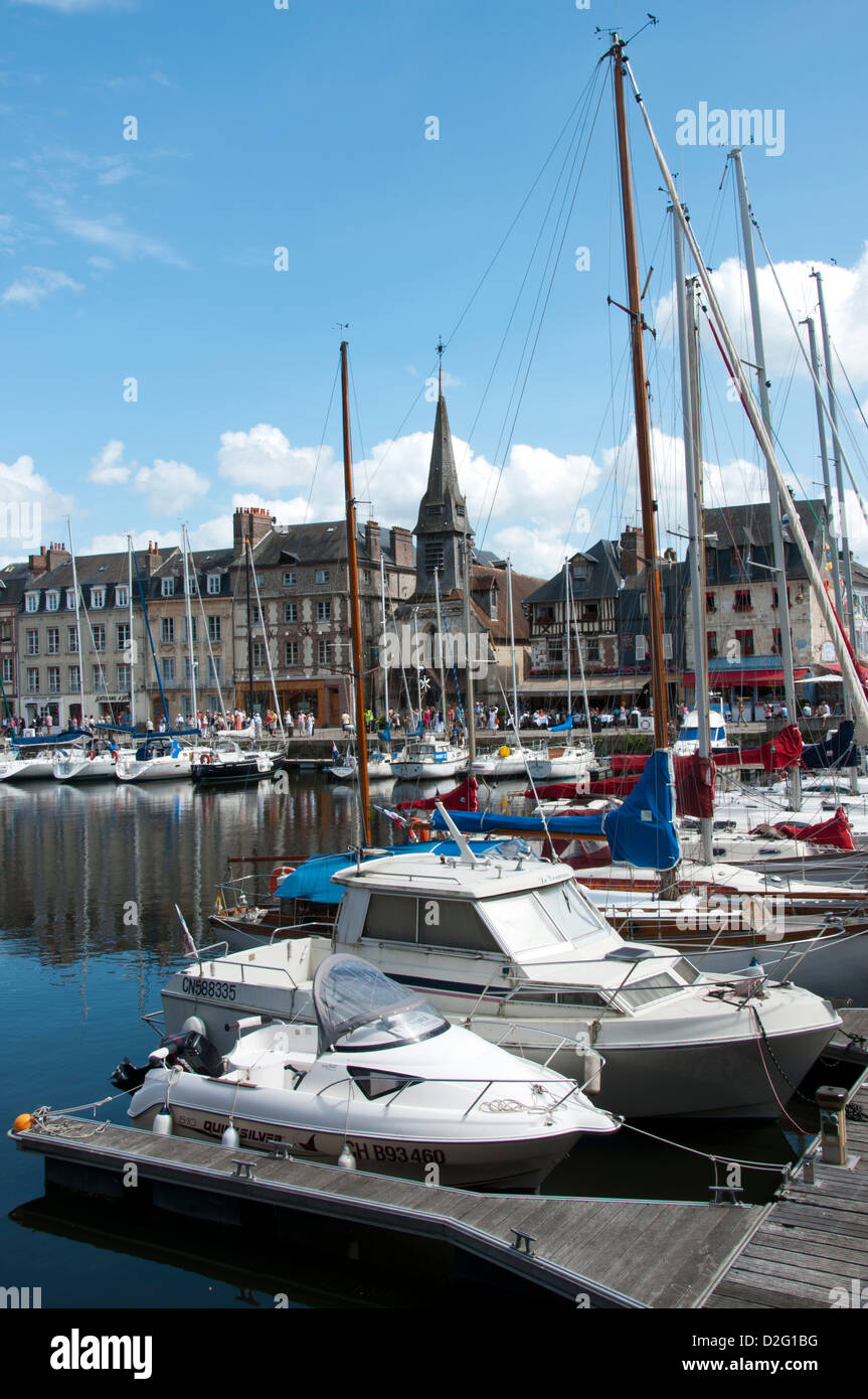 Beautiful old building in normandy hi-res stock photography and images ...