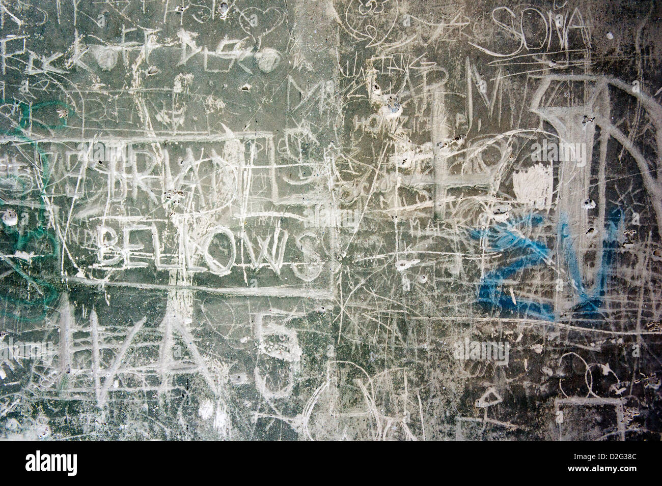 wall with inscriptions and graffiti Stock Photo - Alamy