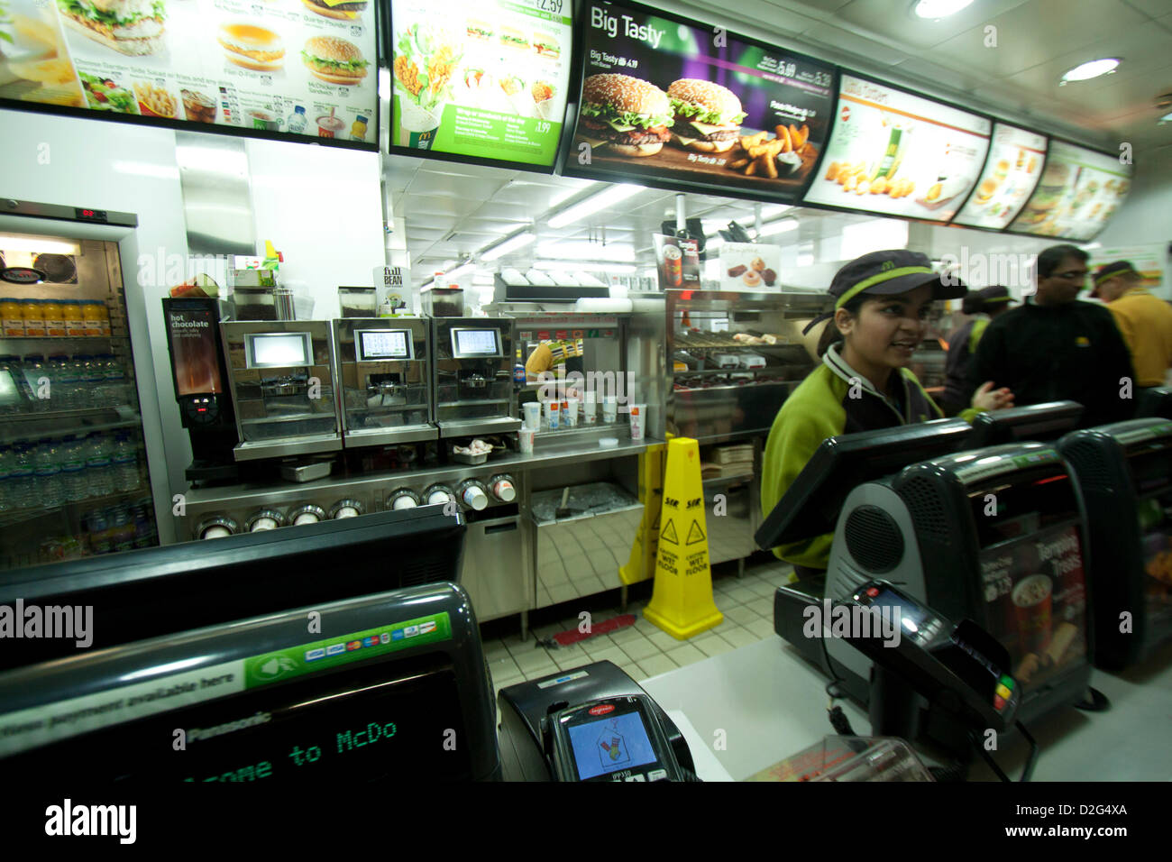 Mcdonalds restaurant uk counter High Resolution Stock Photography and ...