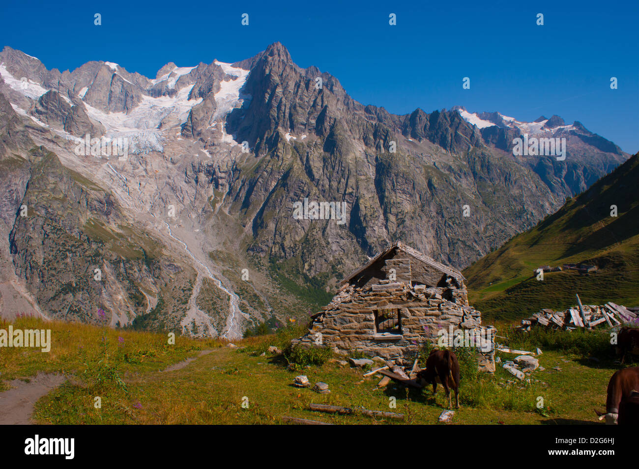 refuge bonetti,val d'aoste,italy Stock Photo - Alamy