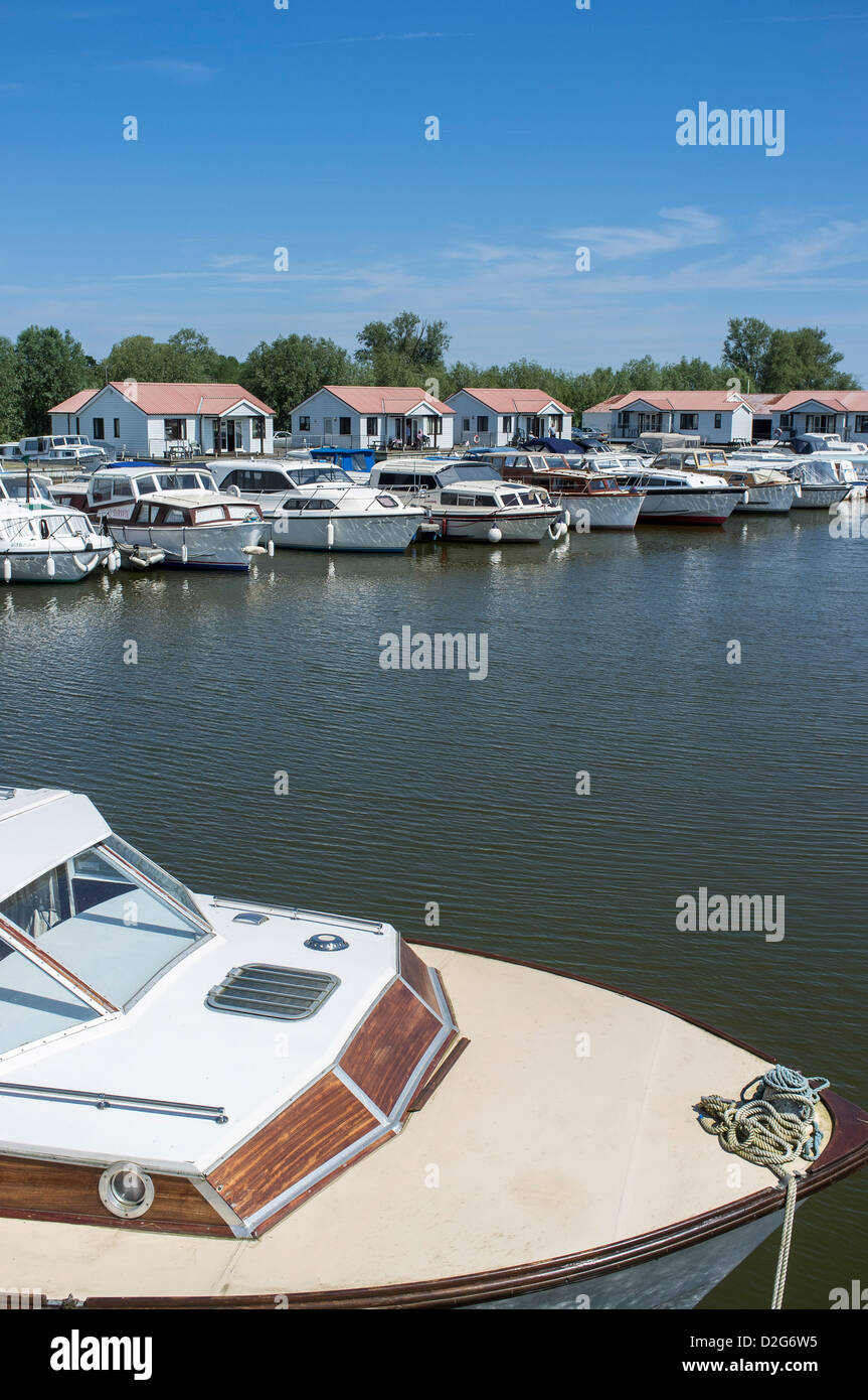 Broads Haven Boatyard with Hire Boats and Holiday Cottages at Potter ...