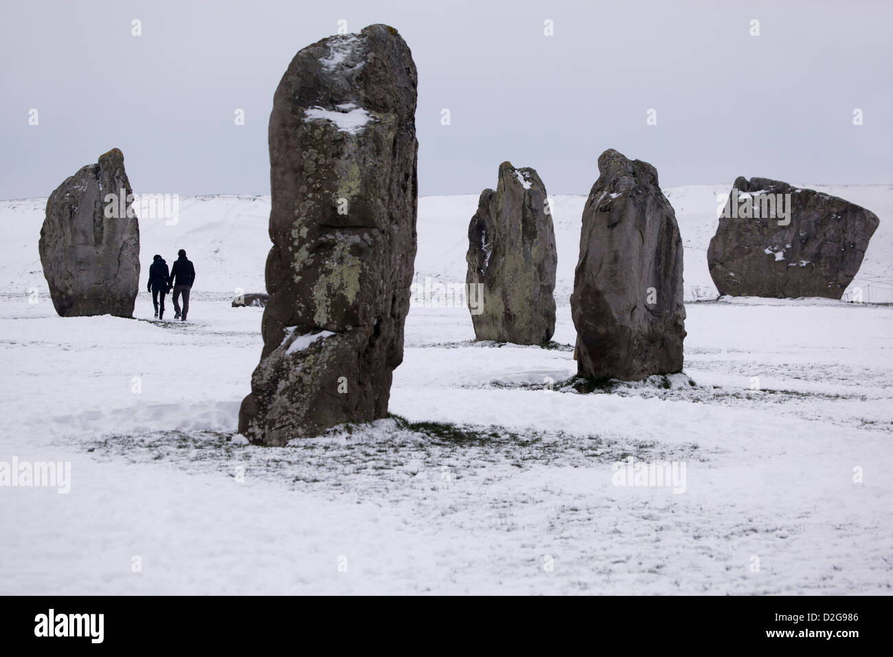 Stone Circle at Avebury in the snow Stock Photo - Alamy