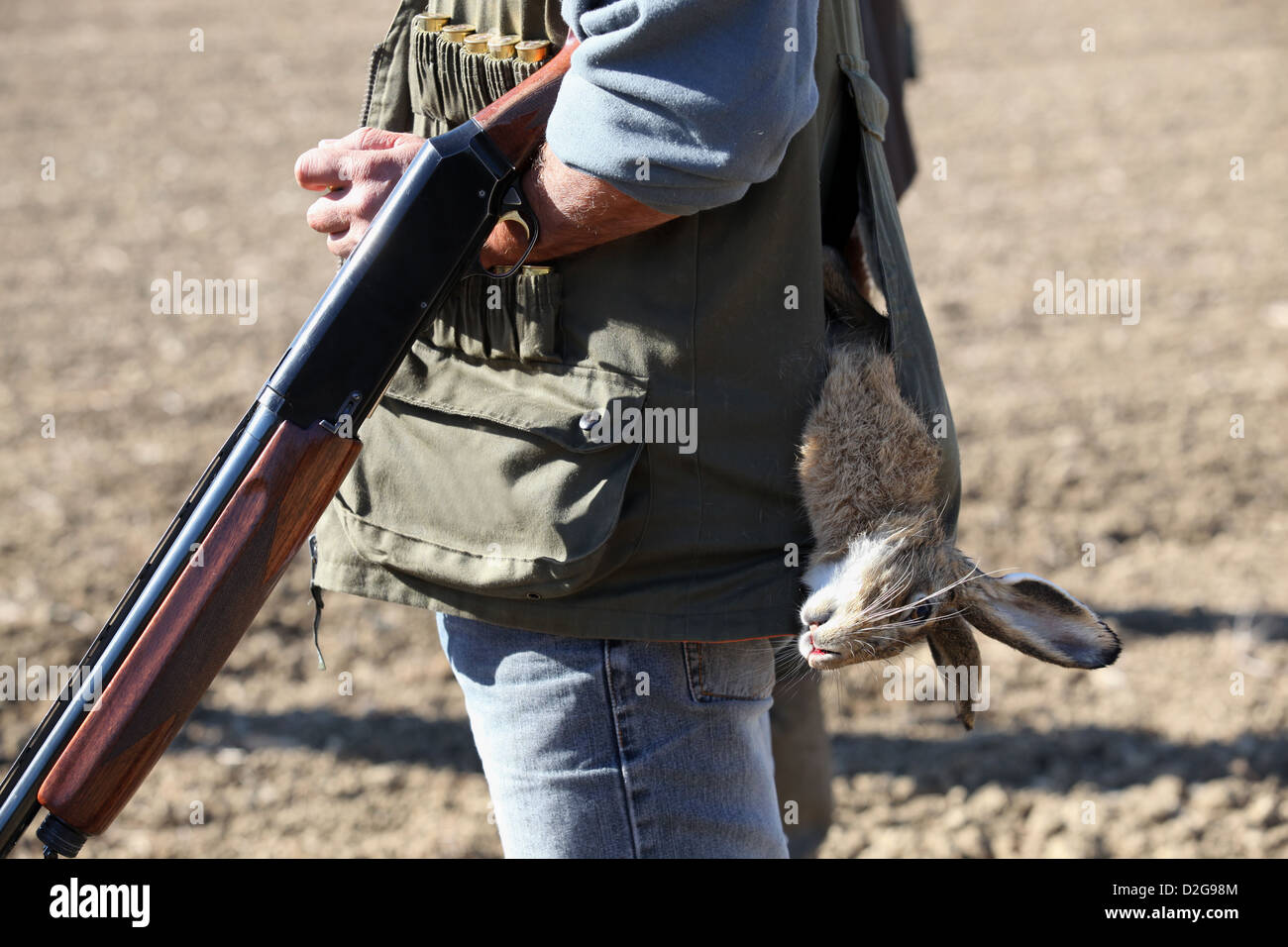 Hunting man profile hi-res stock photography and images - Alamy