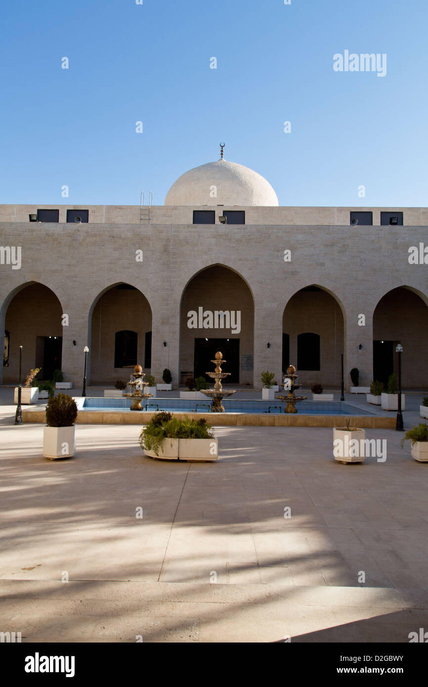 Mosques in Arab countries Stock Photo - Alamy