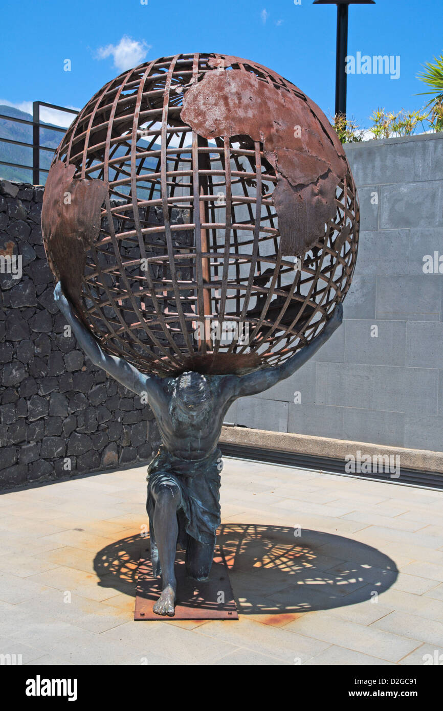Atlas metal statue Stock Photo - Alamy