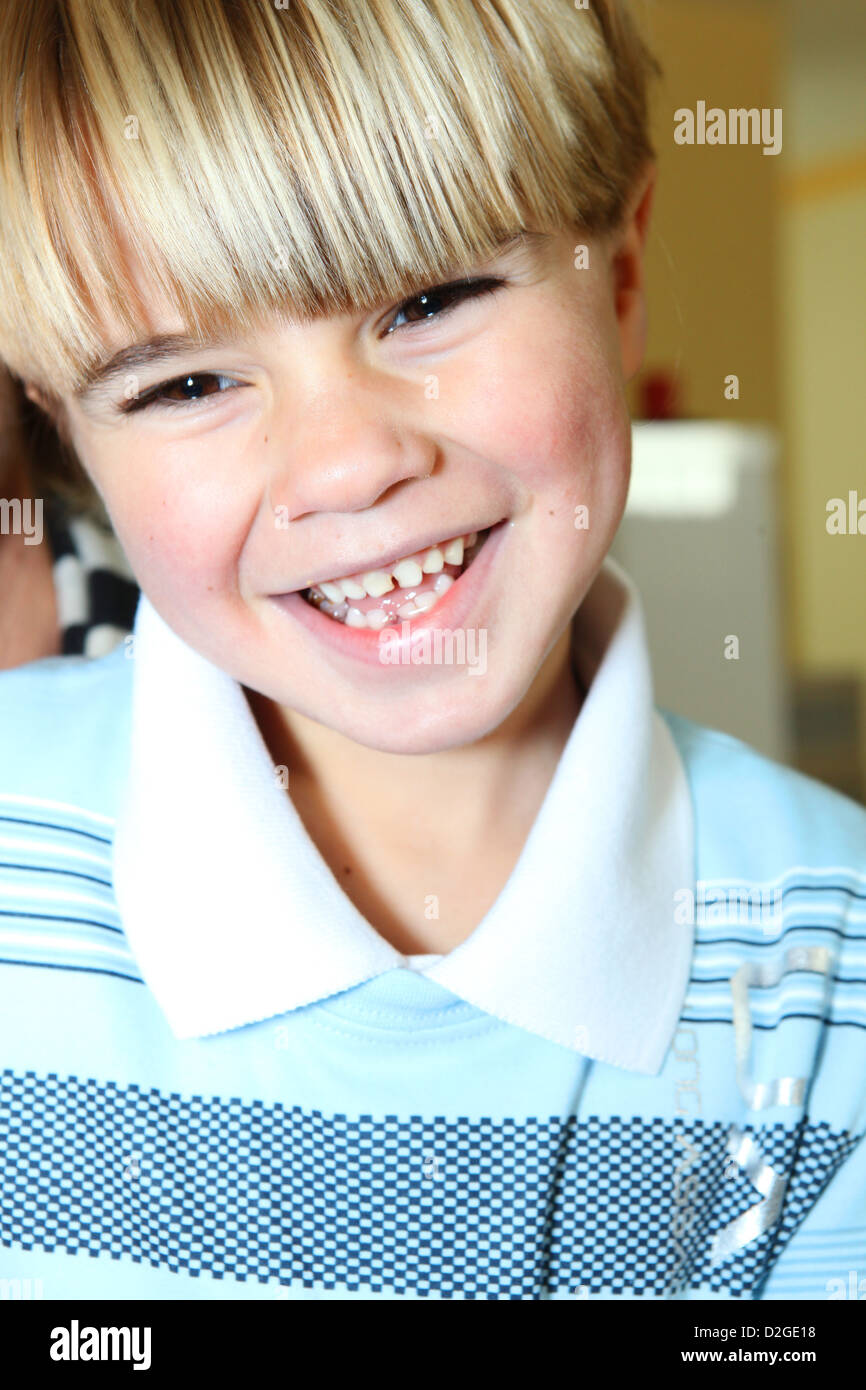 Smiling little boy Stock Photo - Alamy