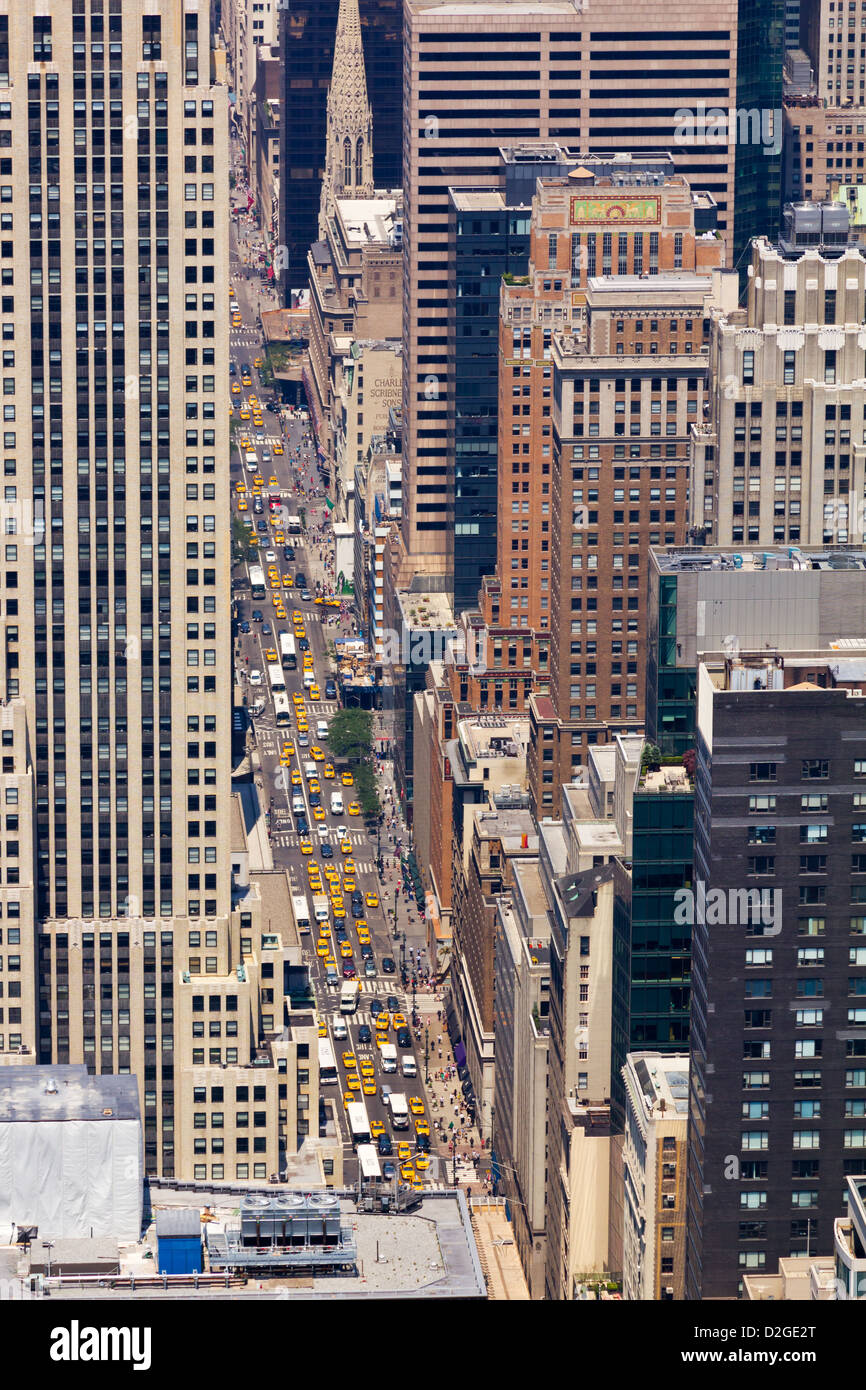 Birds eye view street taxi cab hi-res stock photography and images - Alamy