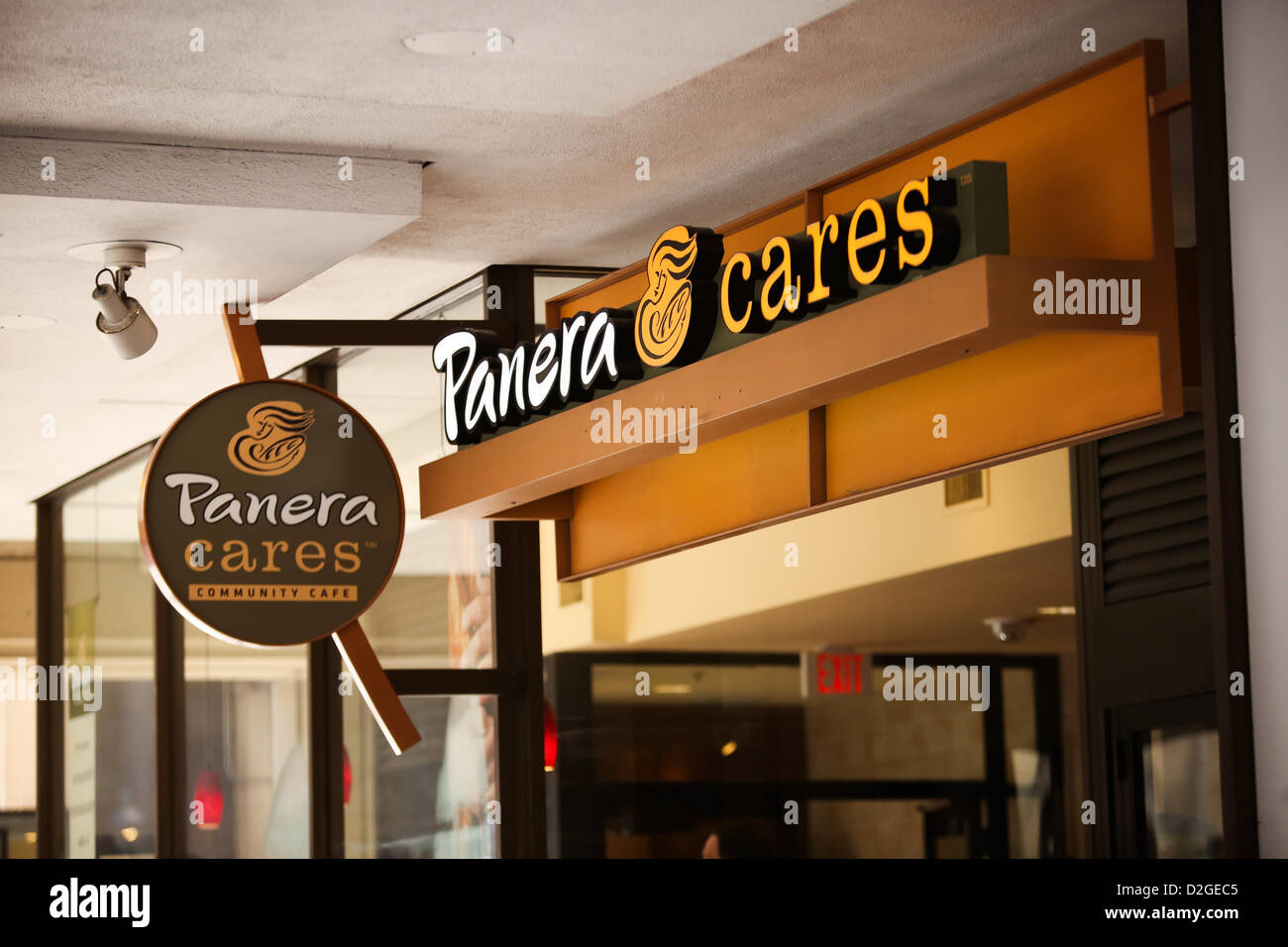 Jan. 23, 2013 - Boston - Panera Bread officially open the fifth ...