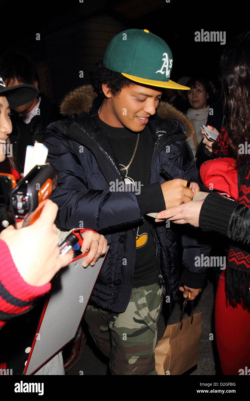 Sumo bruno hi-res stock photography and images - Alamy