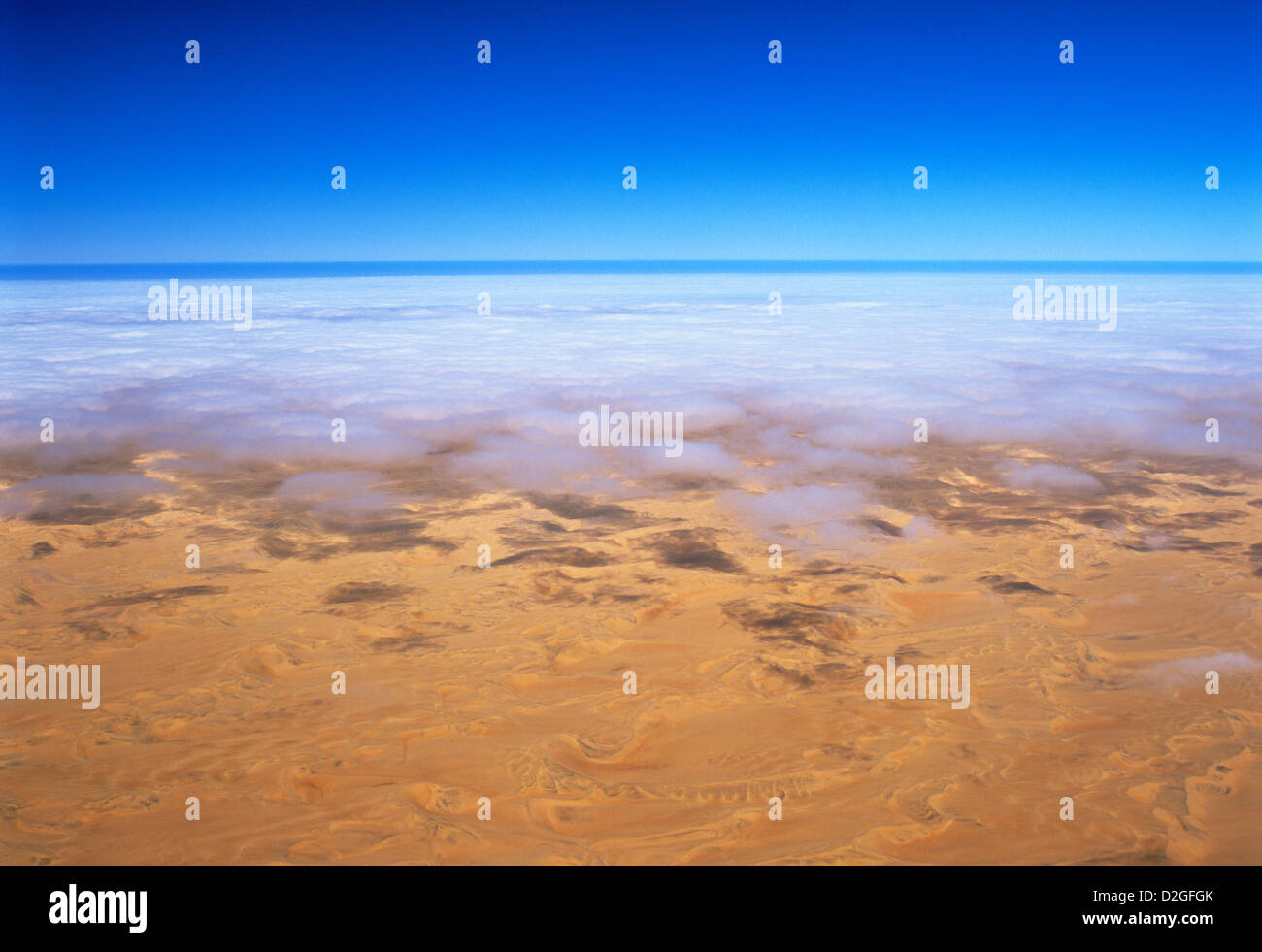 Namib desert fog hi-res stock photography and images - Alamy