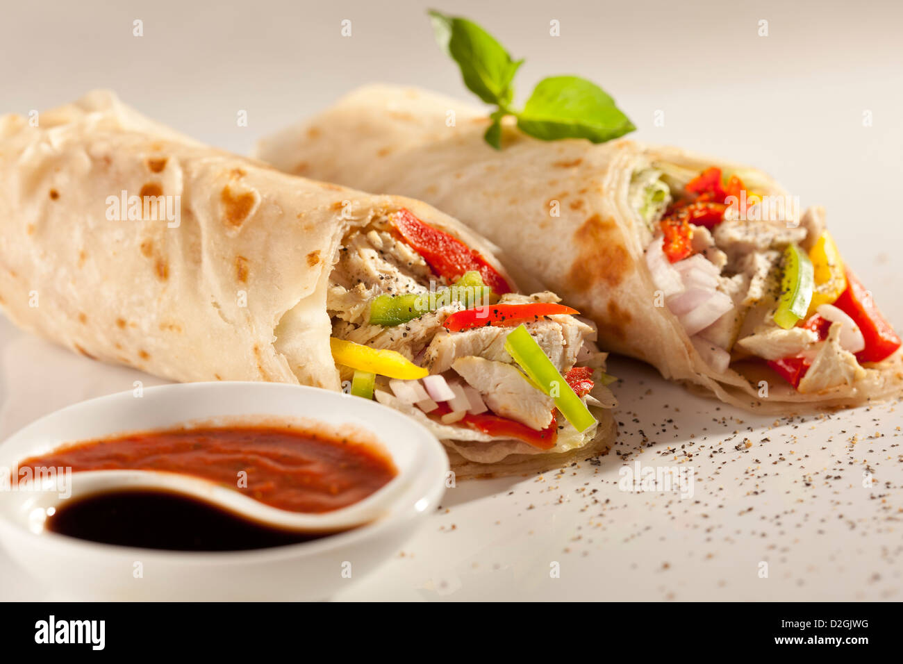 Fresh vegetable roll Stock Photo - Alamy