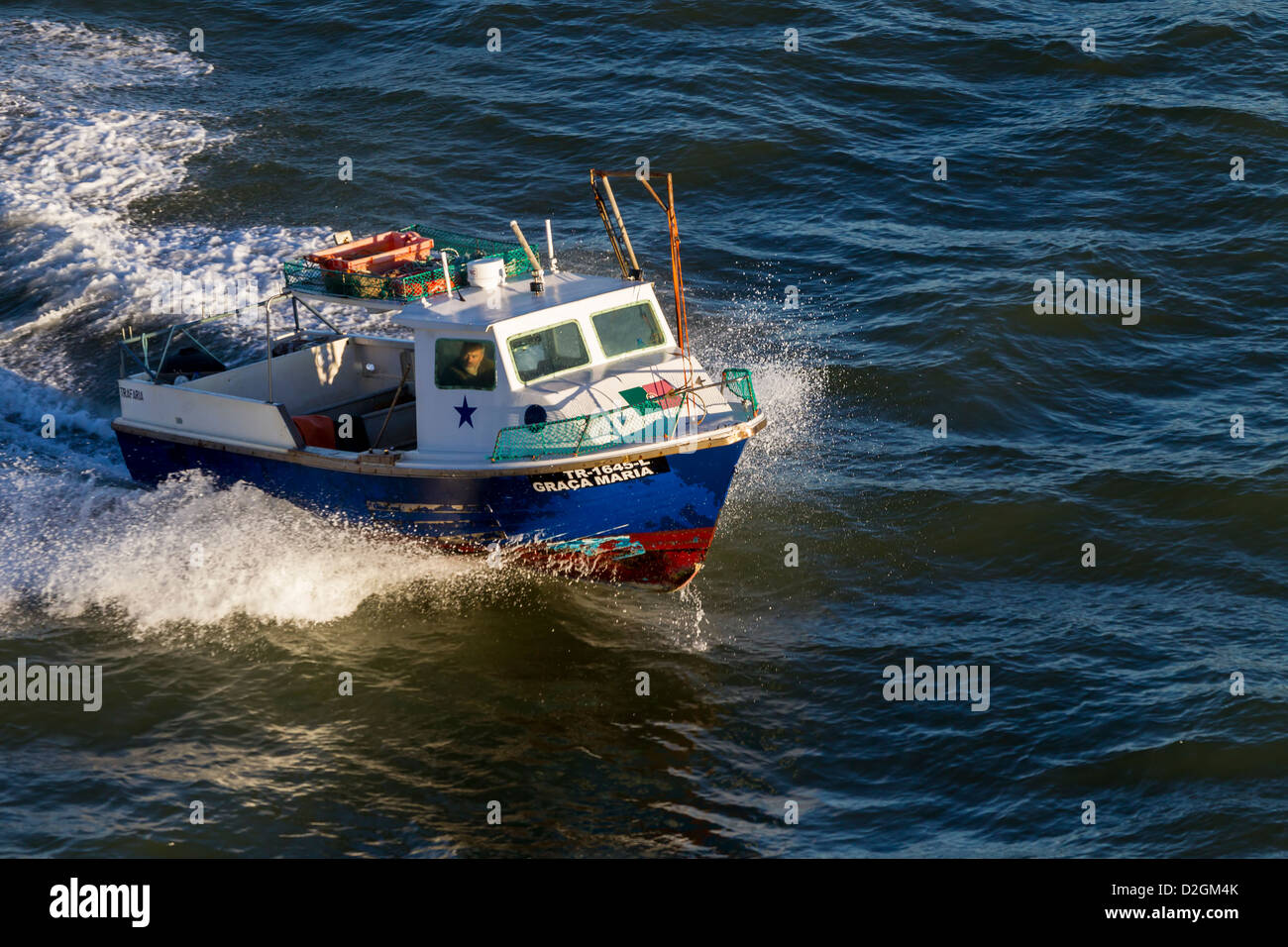 Fast fishing boat hi-res stock photography and images - Alamy