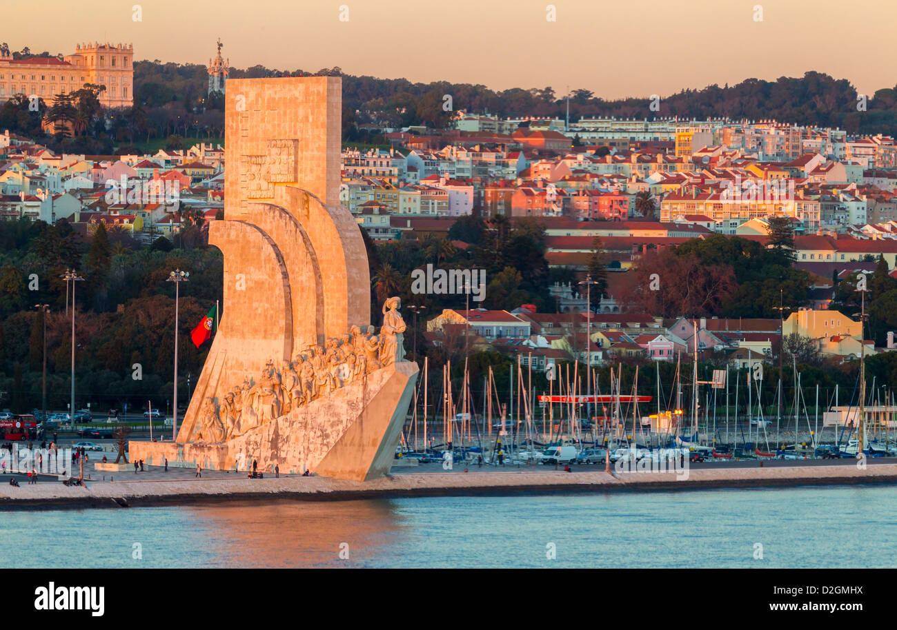 Statue of Discovery, Lisbon Portugal Stock Photo - Alamy