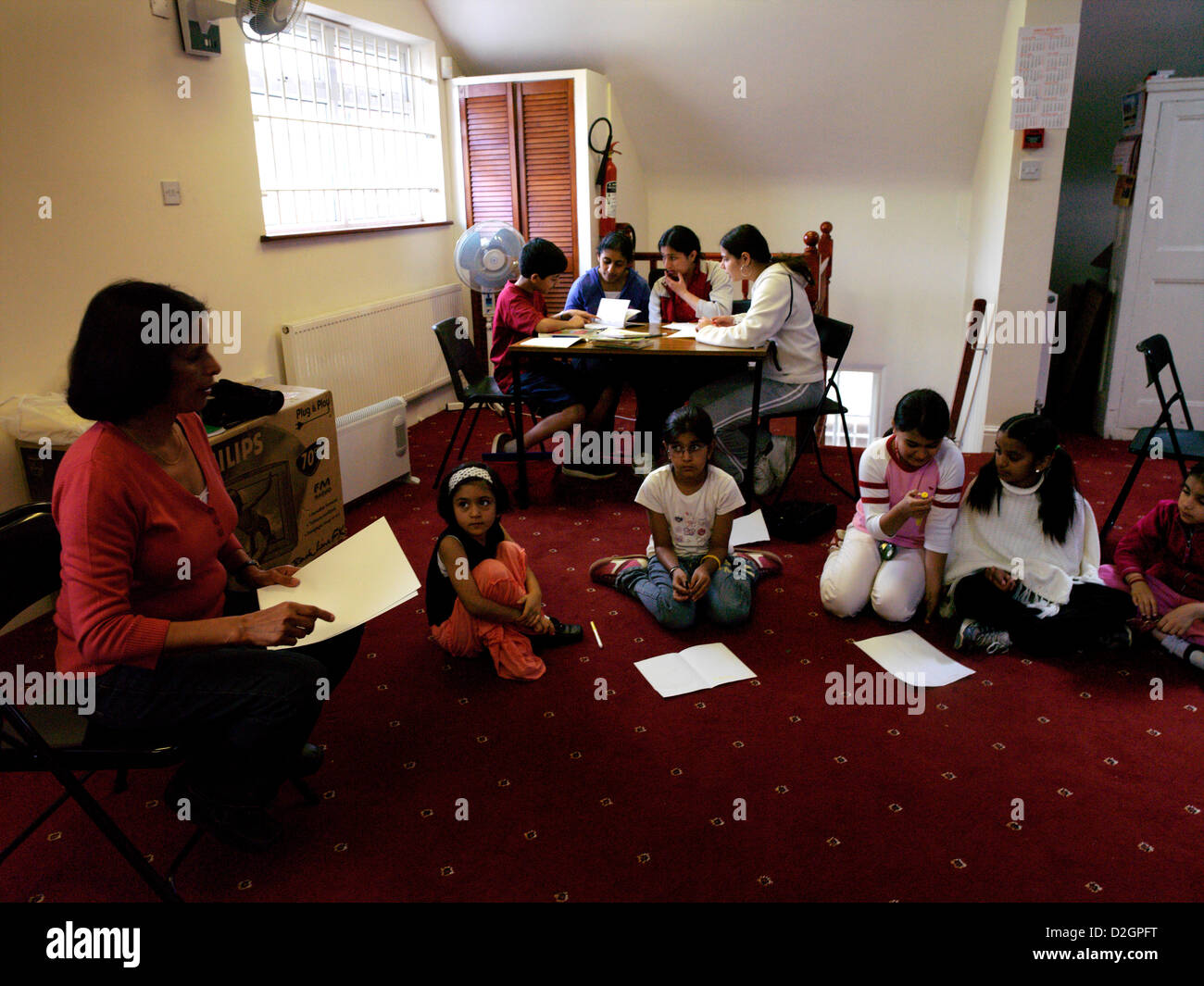 Hindu Centre Wimbledon London England Hindu School Children of Mixed ...