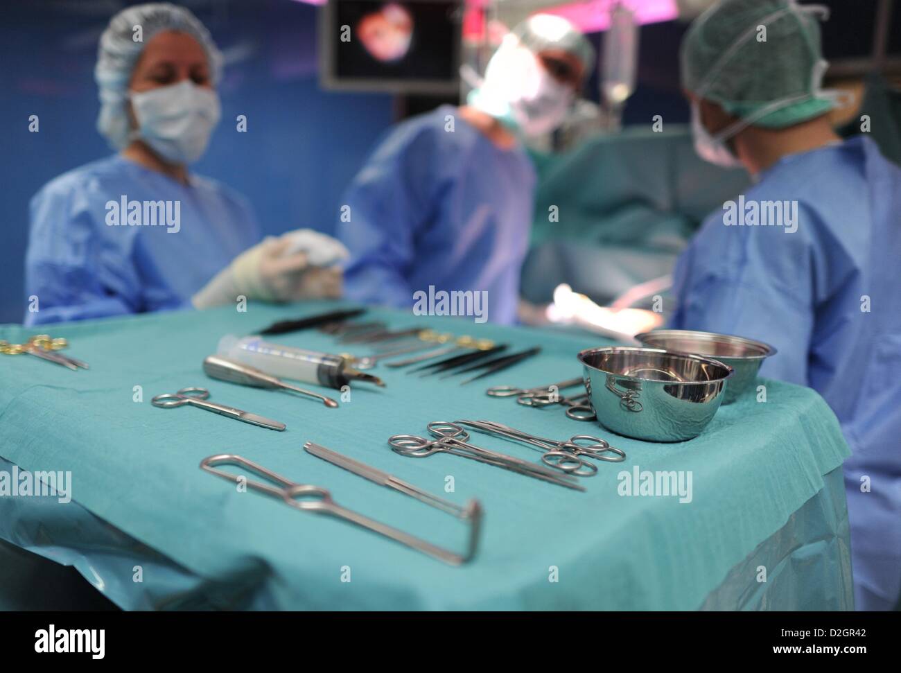Photo of surgical table hi-res stock photography and images - Alamy