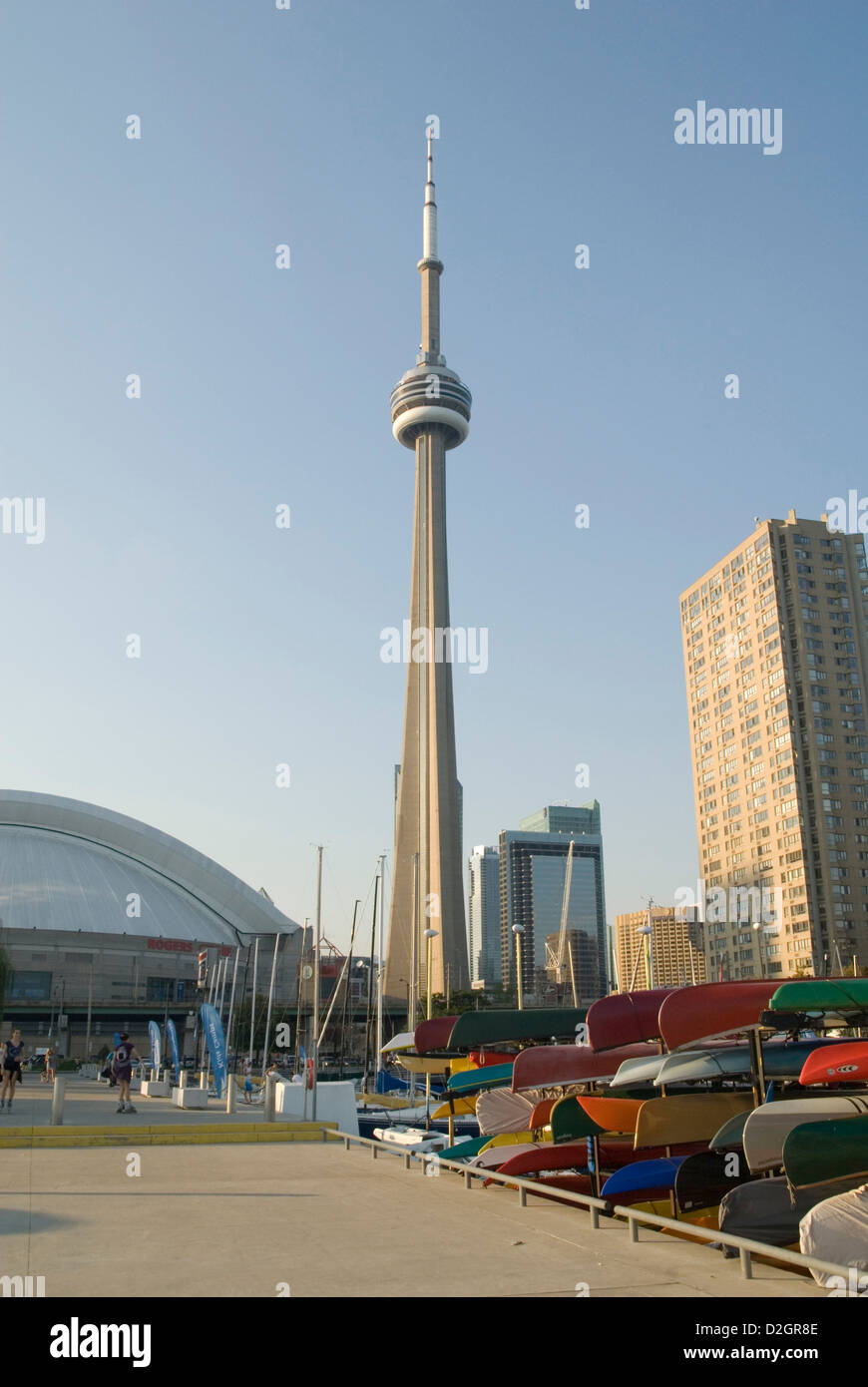 Glass floor cn tower hi-res stock photography and images - Alamy