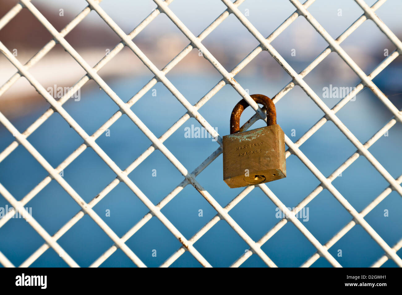 Love lock hi-res stock photography and images - Alamy