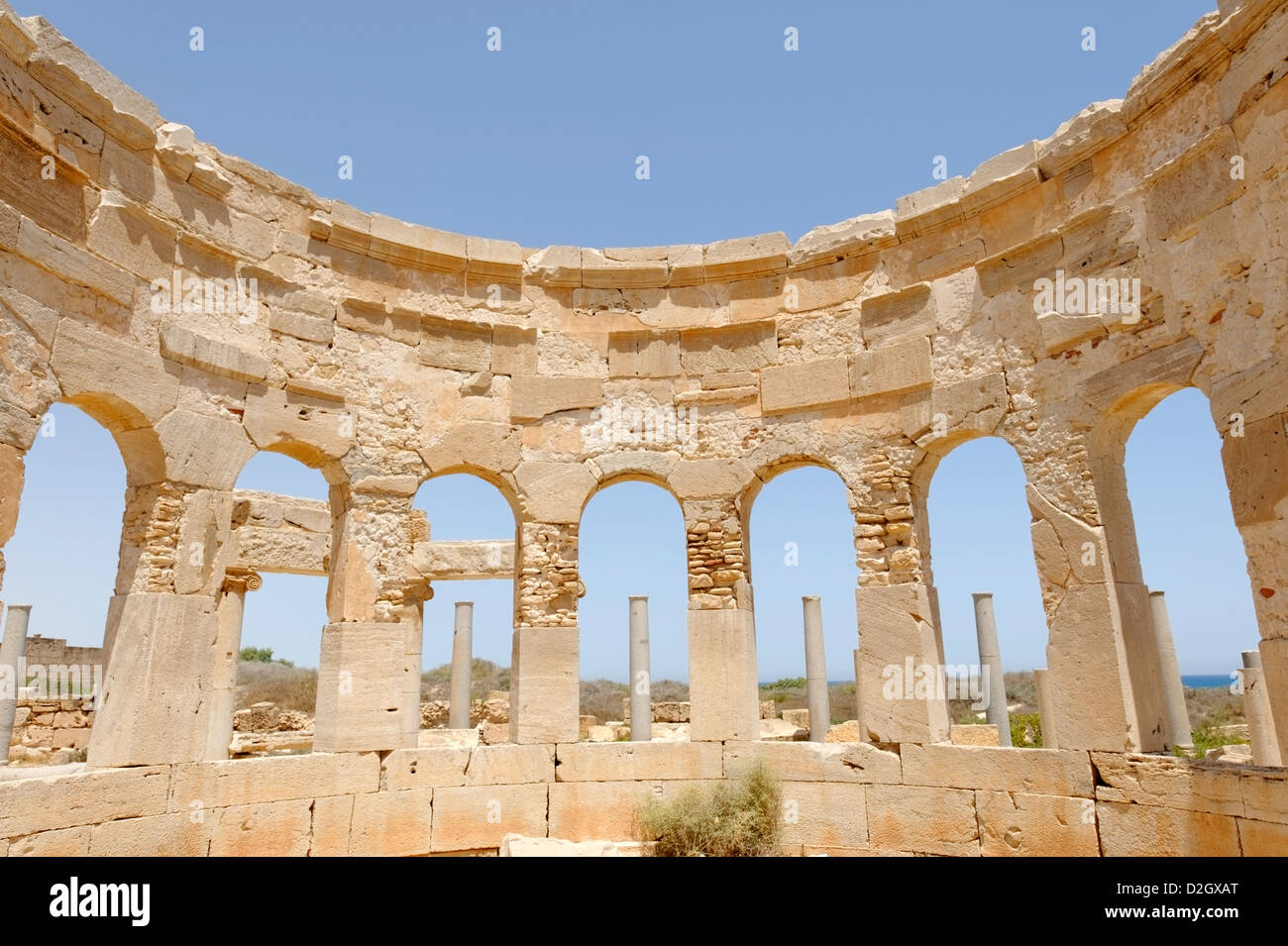 Roman market stalls hi-res stock photography and images - Alamy