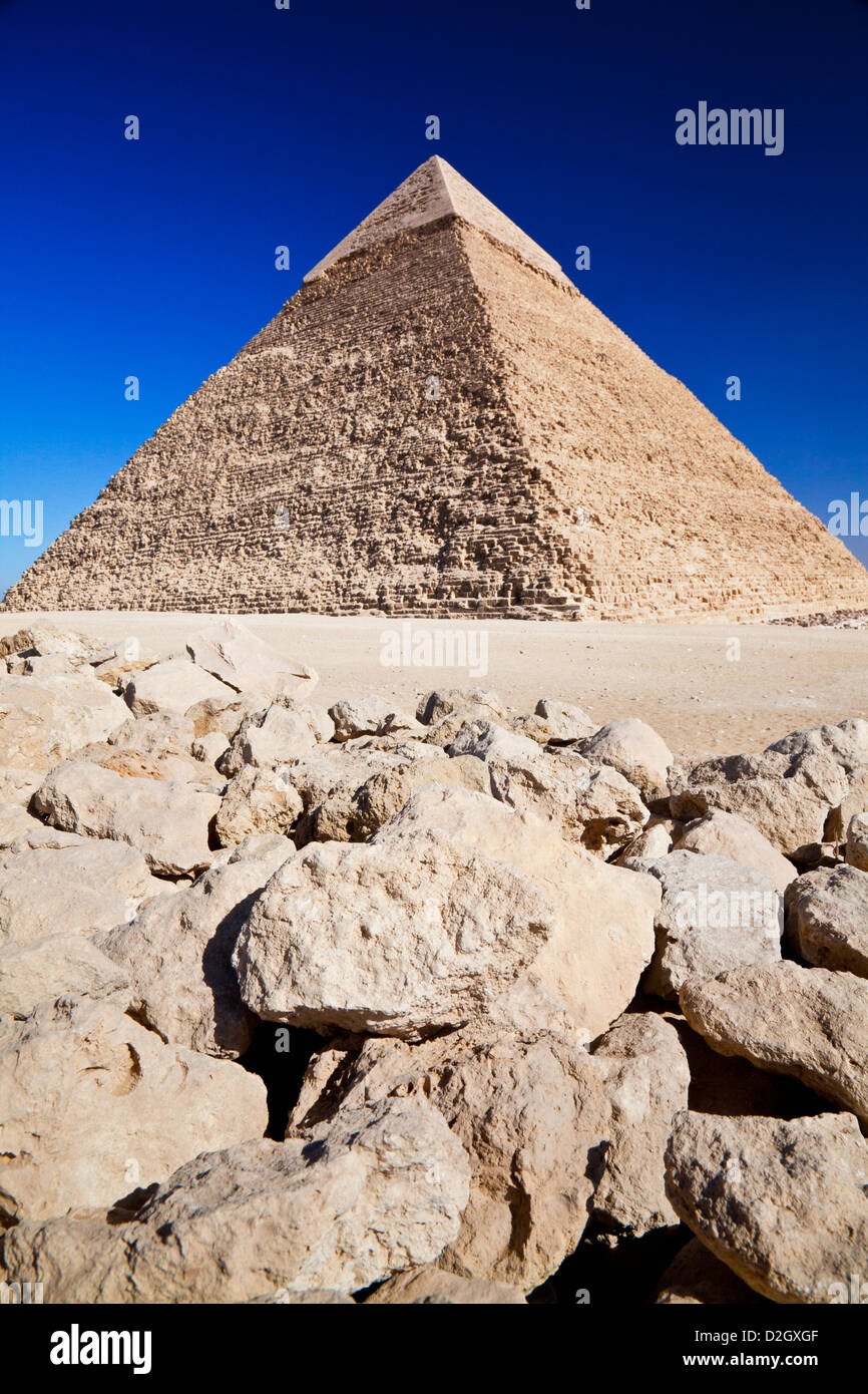 Pyramid of Khafre,Chephren,or Chefren,is the second-largest of the ...