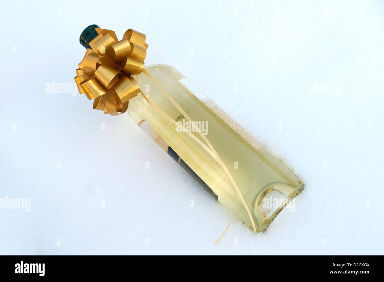 bottle white wine in the snow Stock Photo - Alamy