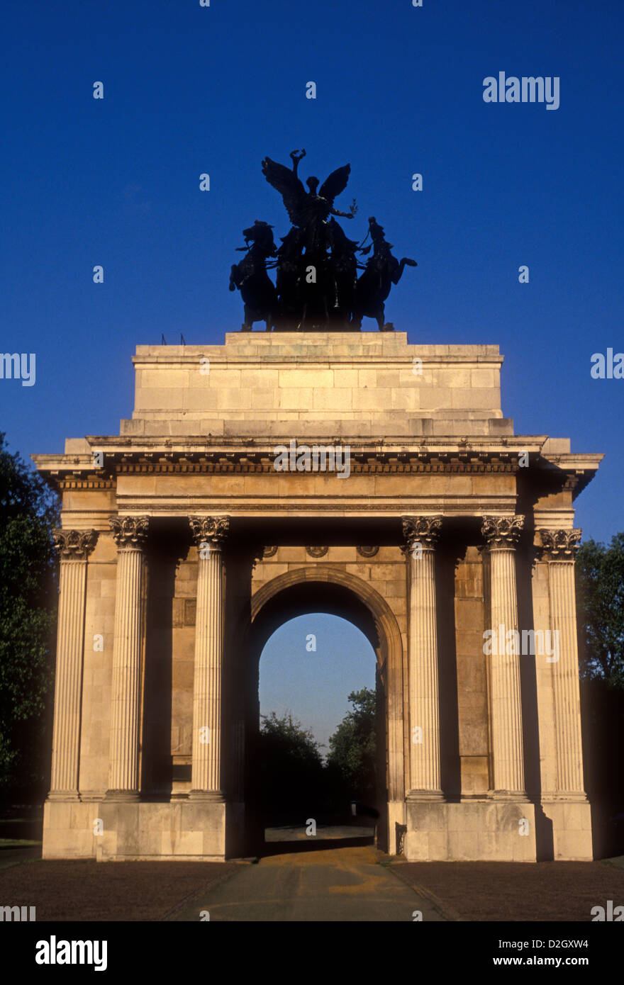 Wellington Arch, triumphal arch, Constitution Arch, Green Park Arch ...