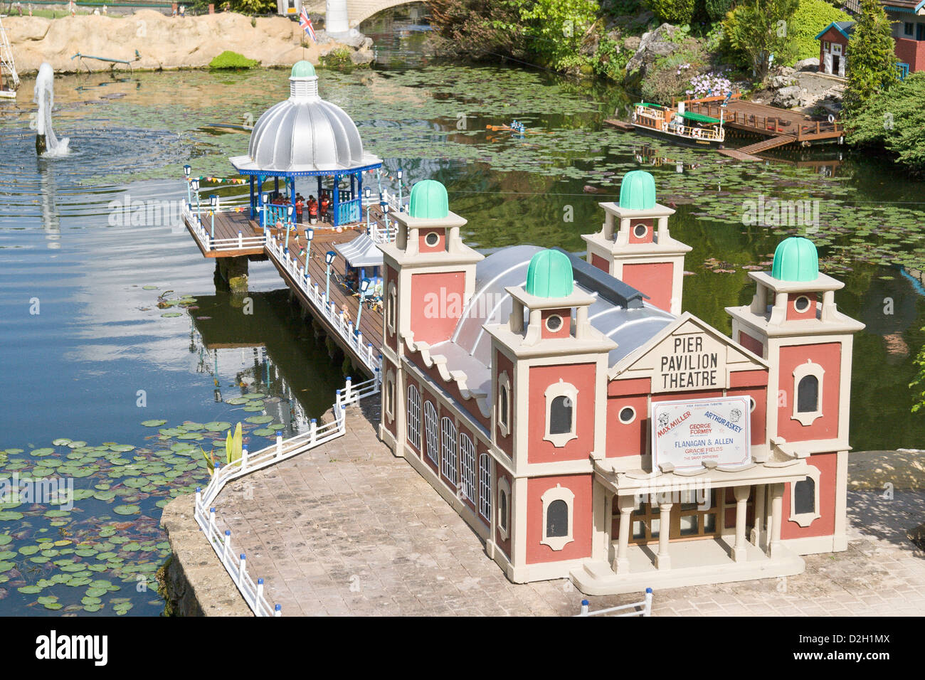 Bekonscot model village in Beaconsfield, Buckinghamshire Stock Photo ...