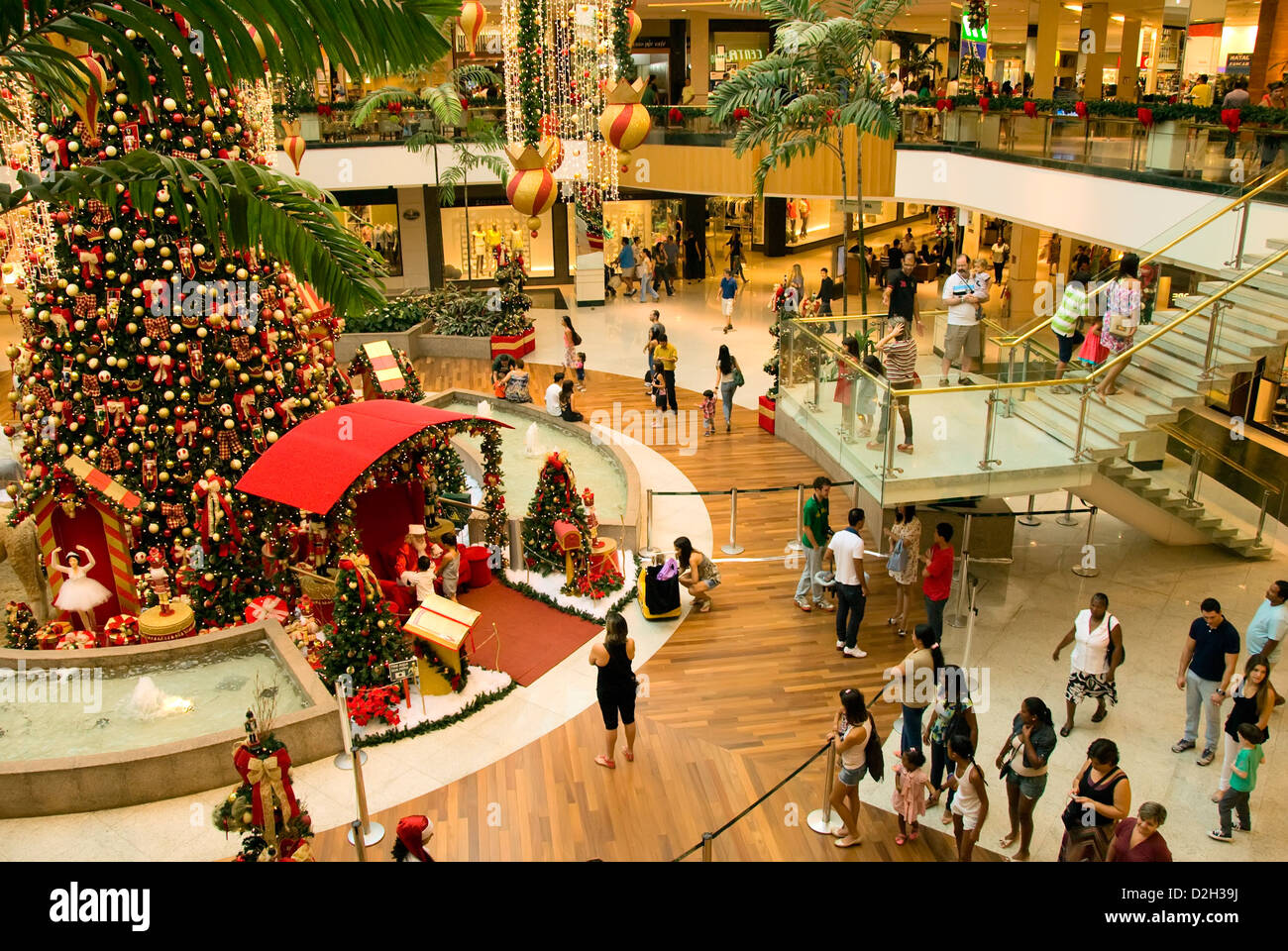 Shopping brasil hi-res stock photography and images - Alamy