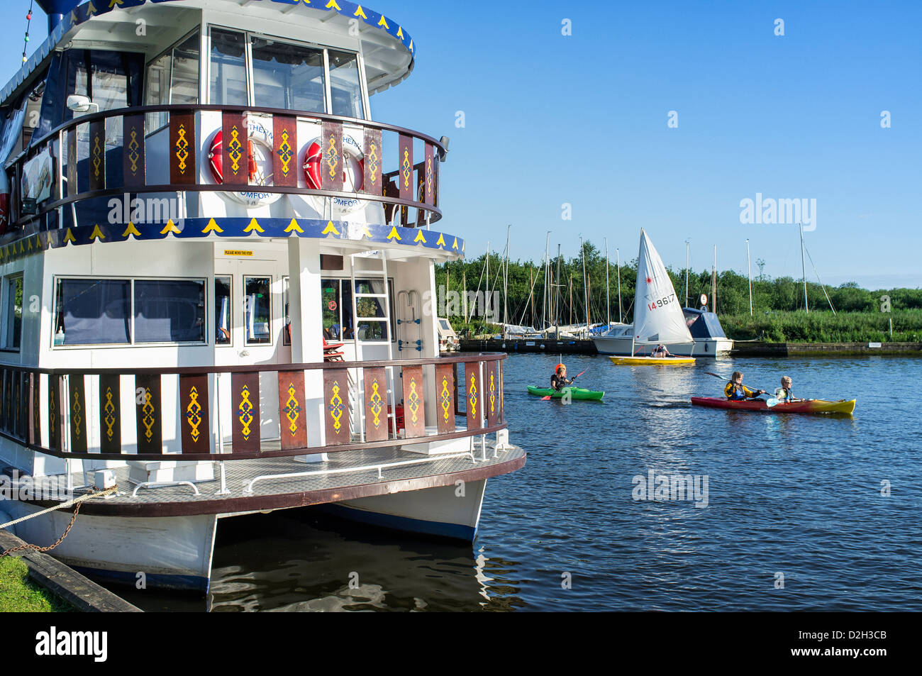 The Southern Comfort Mississippi Paddle Boat Moored on the River Bure ...