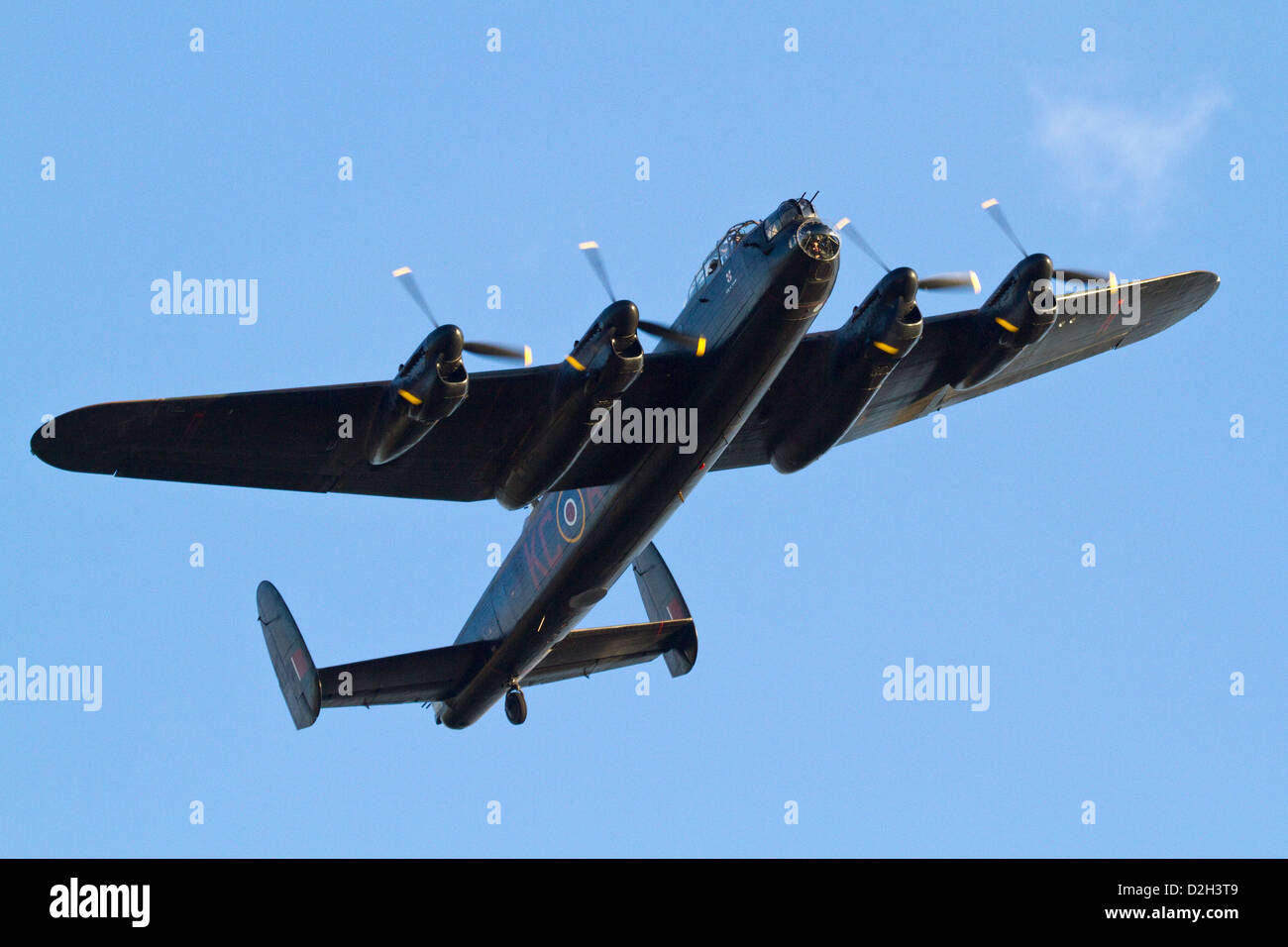 1942 avro lancaster hi-res stock photography and images - Alamy