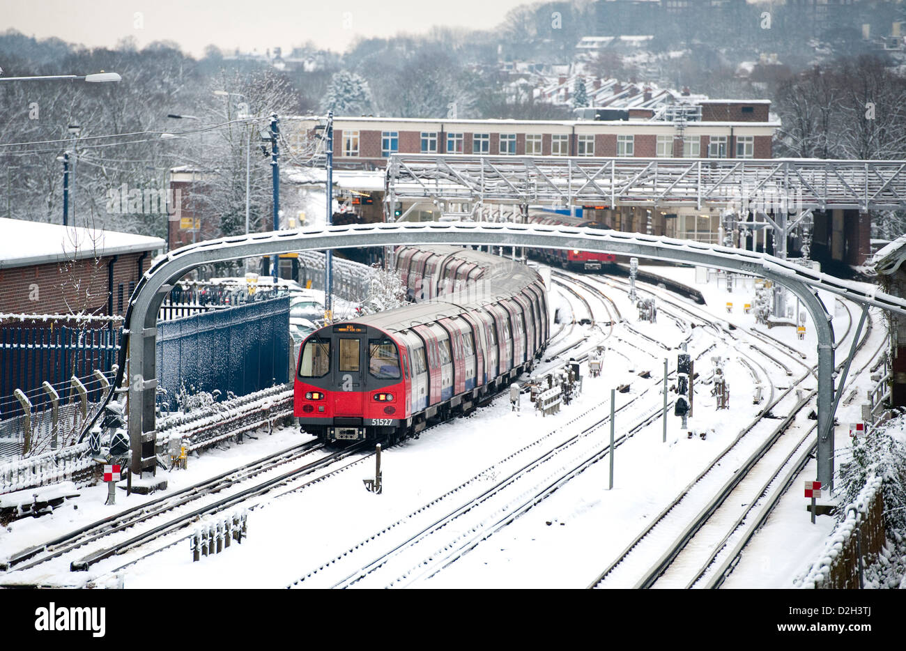 The northern line hi-res stock photography and images - Alamy