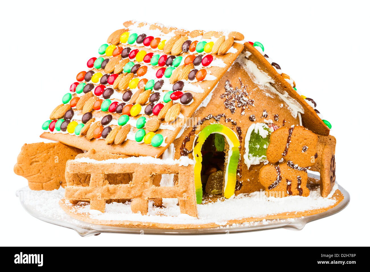 Cookie house on red Cut Out Stock Images & Pictures - Alamy