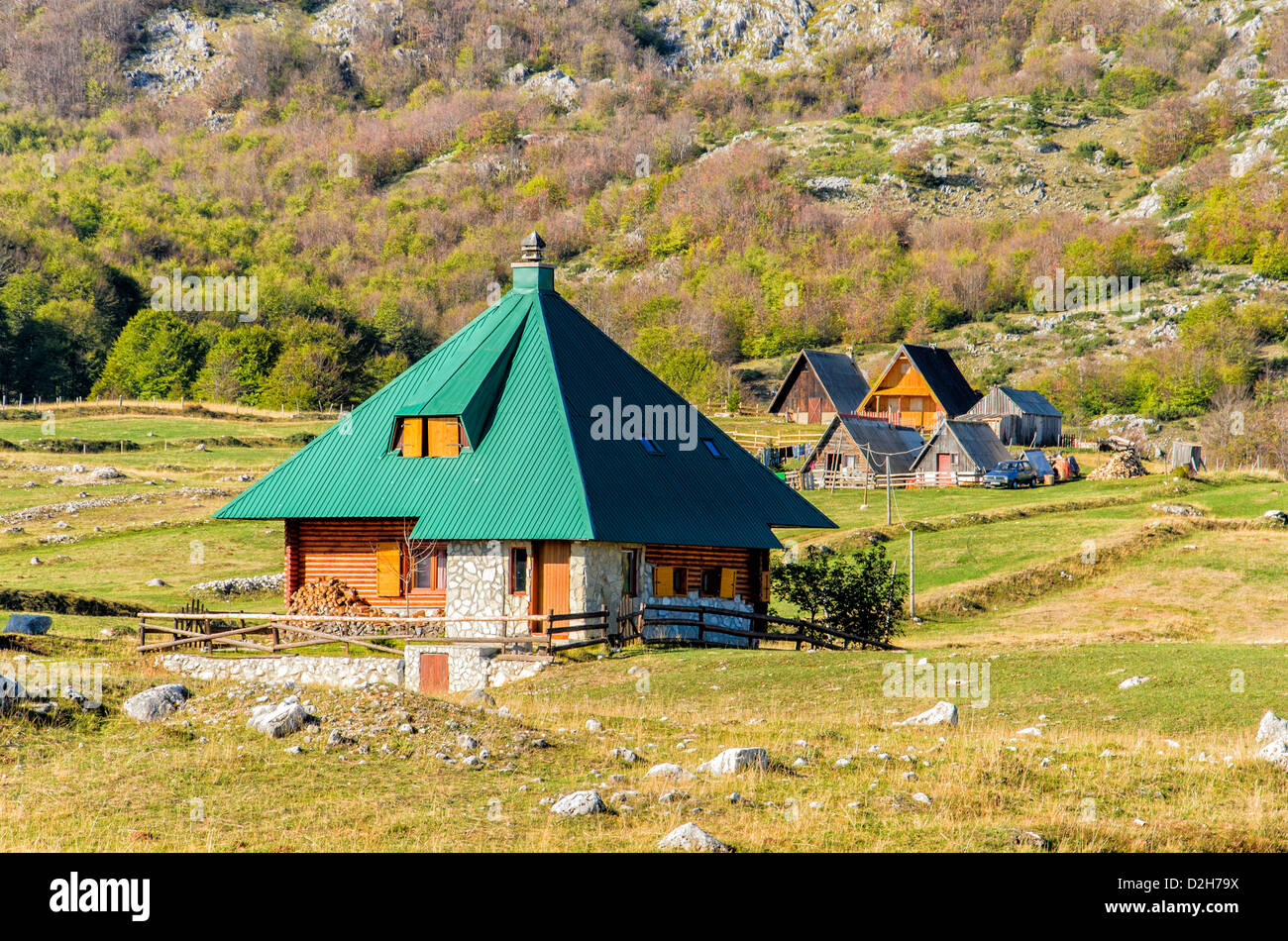 House on a countryside Stock Photo - Alamy