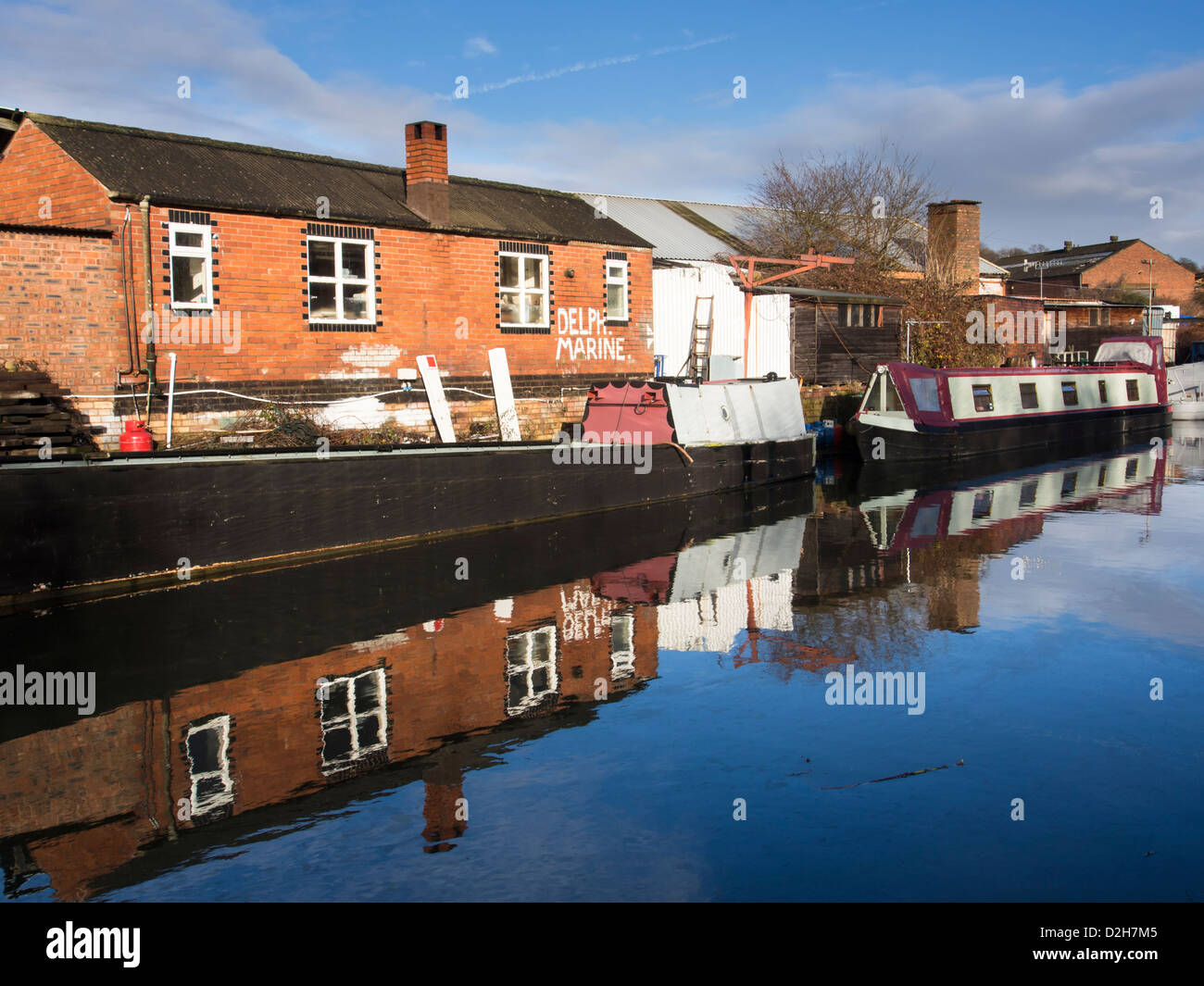 Stourbridge canal birmingham hi-res stock photography and images - Alamy