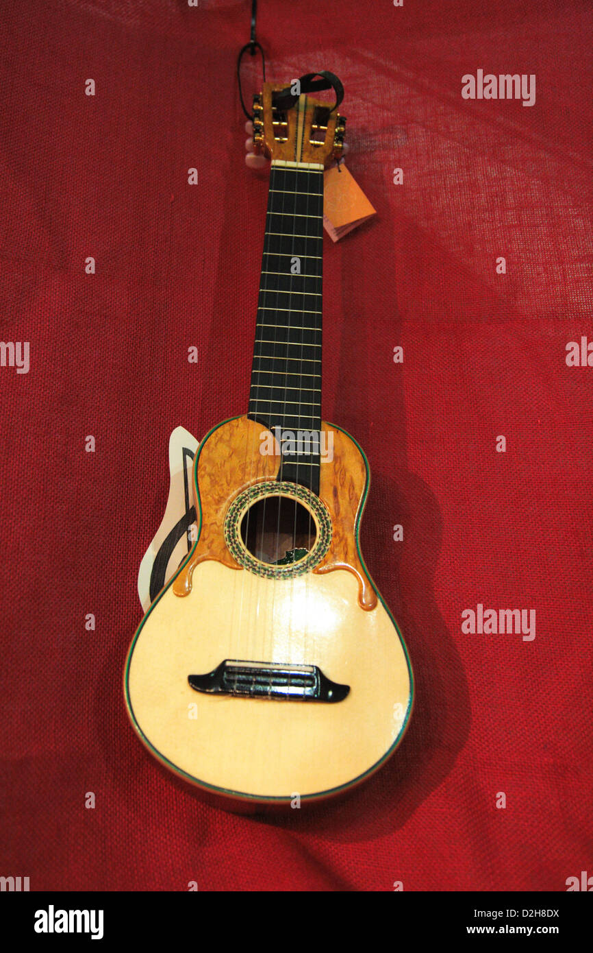 Timple instrument hi-res stock photography and images - Alamy