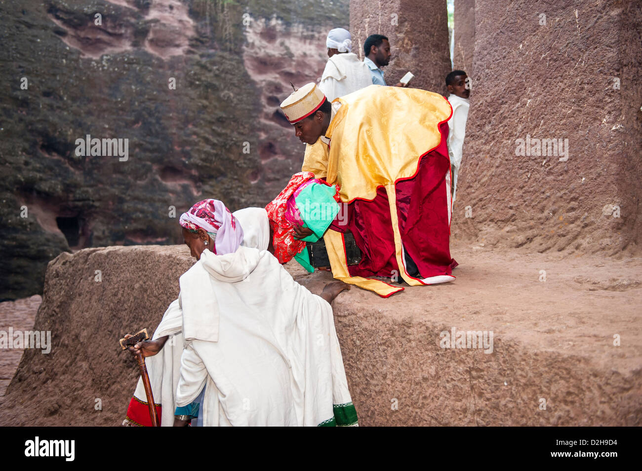 Ethiopia region lalibela priest church hi-res stock photography and ...