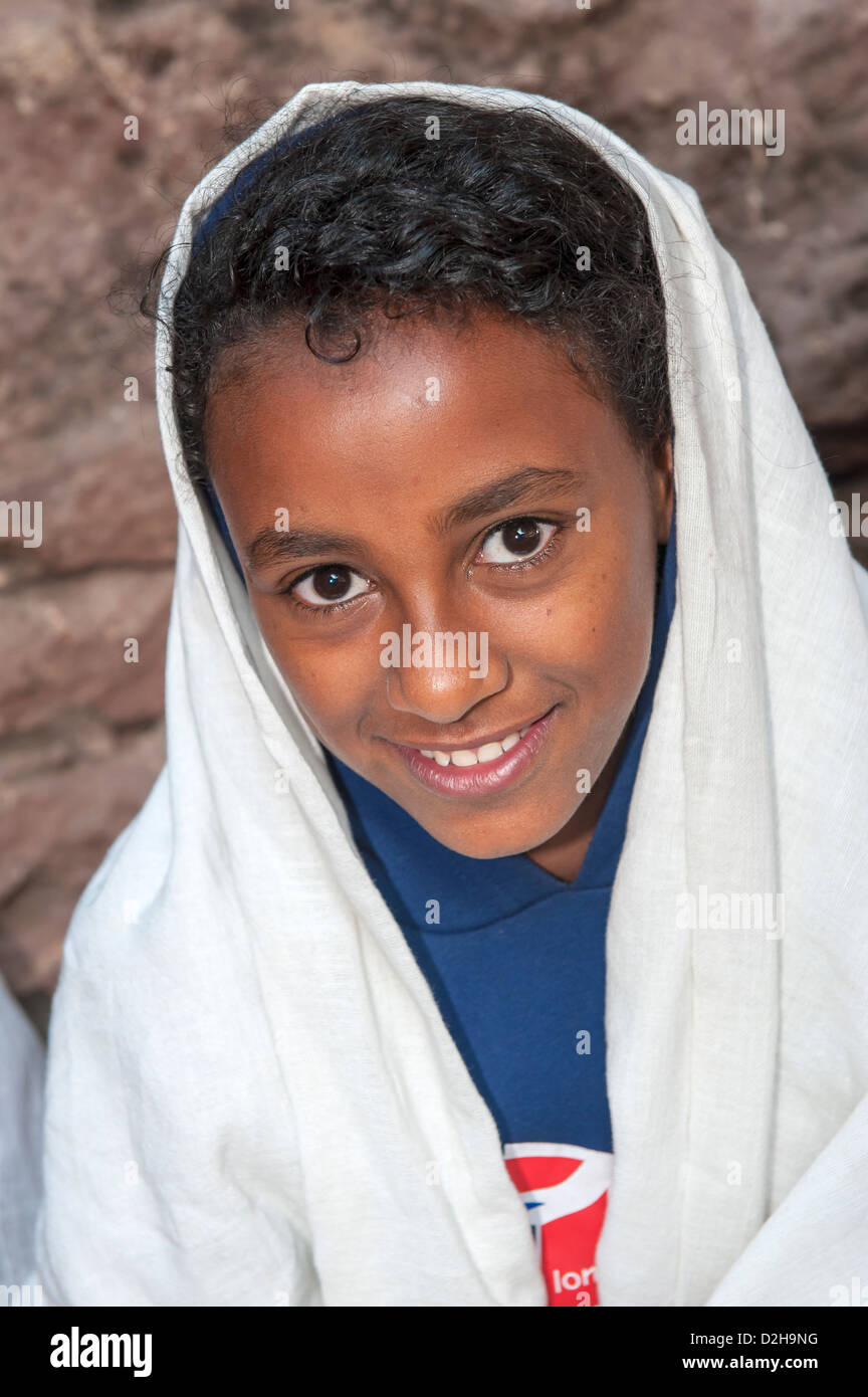 Amhara women hi-res stock photography and images - Alamy