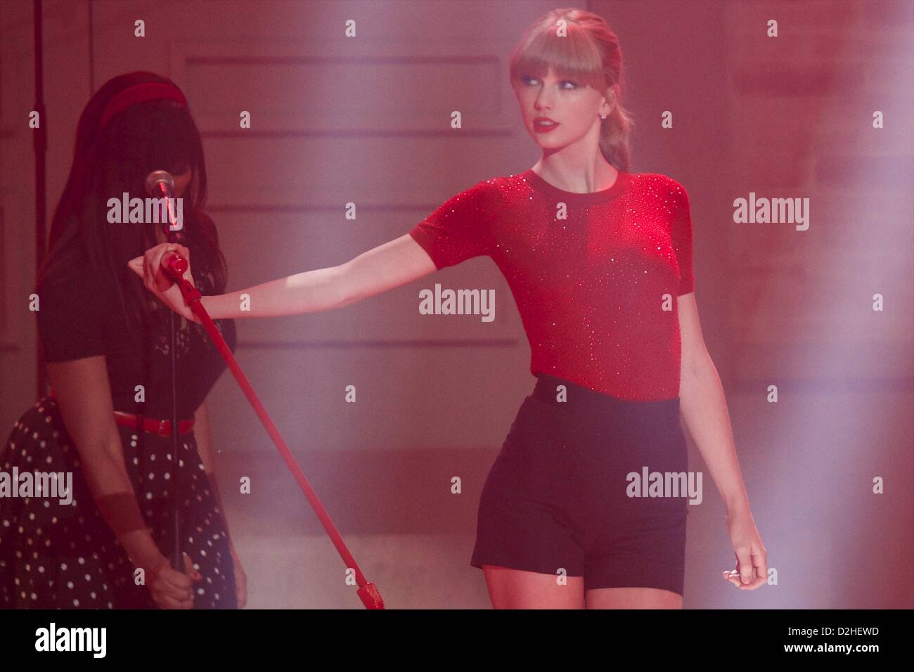 Jan. 25, 2013 - Madrid, Spain - Taylor Swift performs on stage during ...