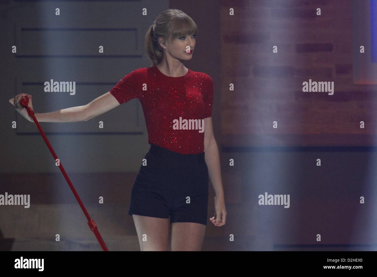 Jan. 25, 2013 - Madrid, Spain - Taylor Swift performs on stage during ...