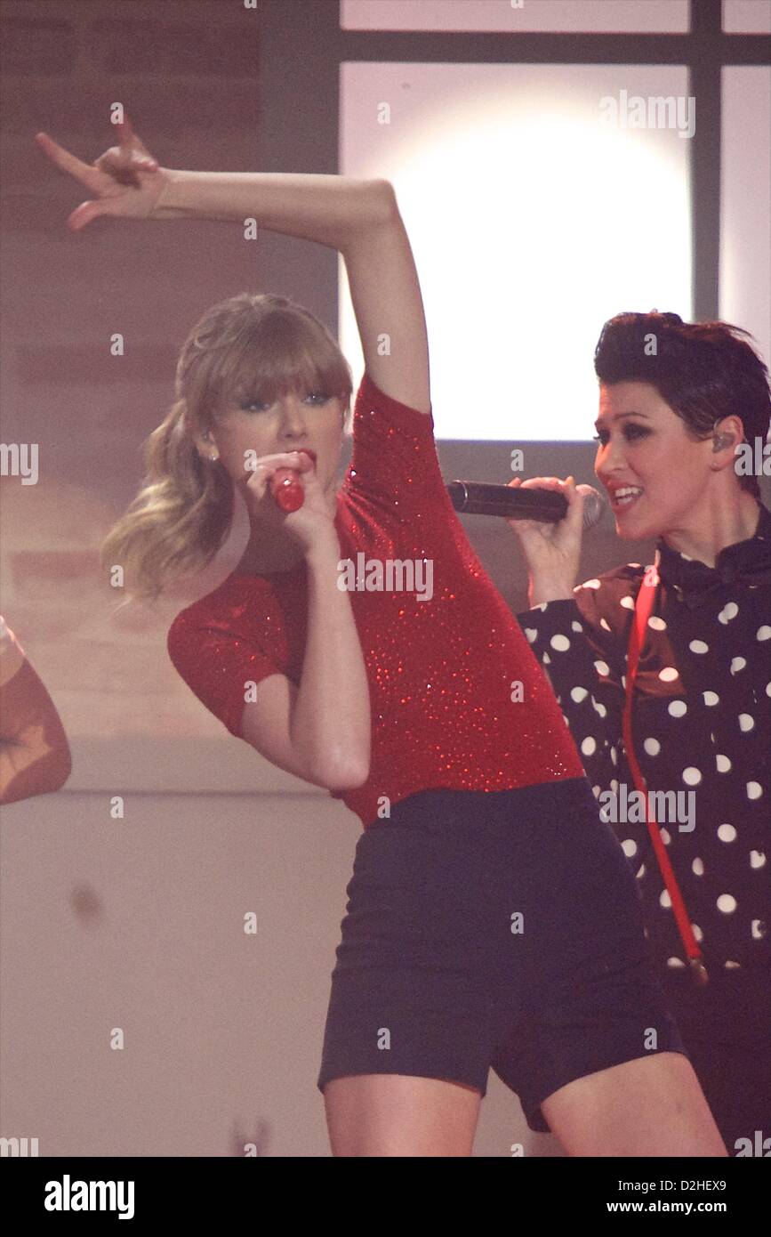 Jan. 25, 2013 - Madrid, Spain - Taylor Swift performs on stage during ...