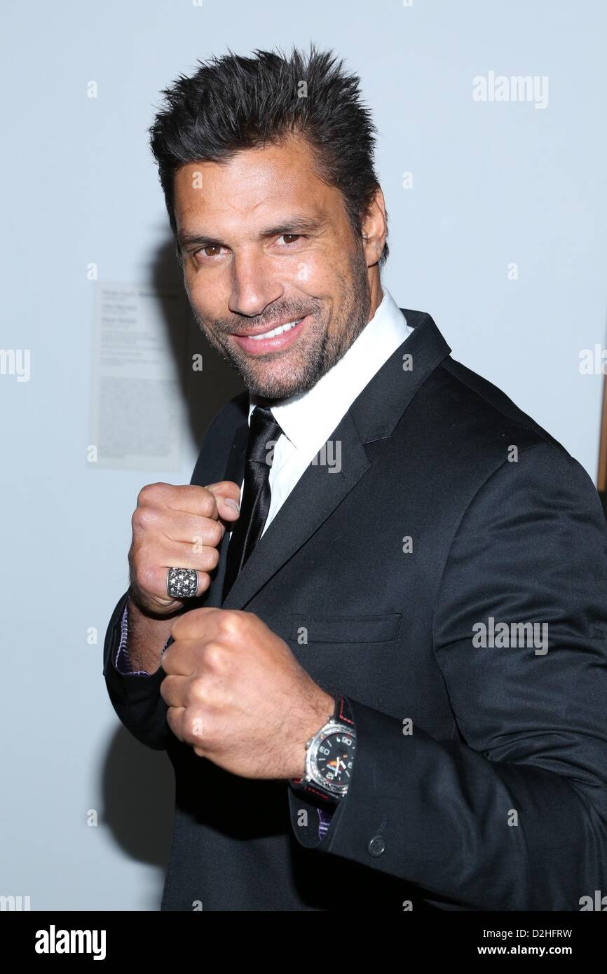 Manu Bennett at arrivals for SPARTACUS: WAR OF THE DAMNED Season ...