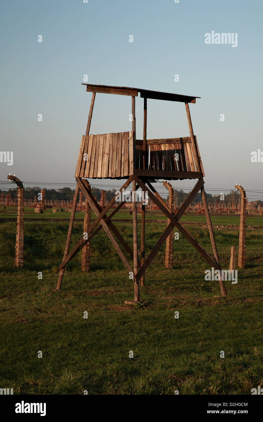 Wooden guard tower hi-res stock photography and images - Alamy