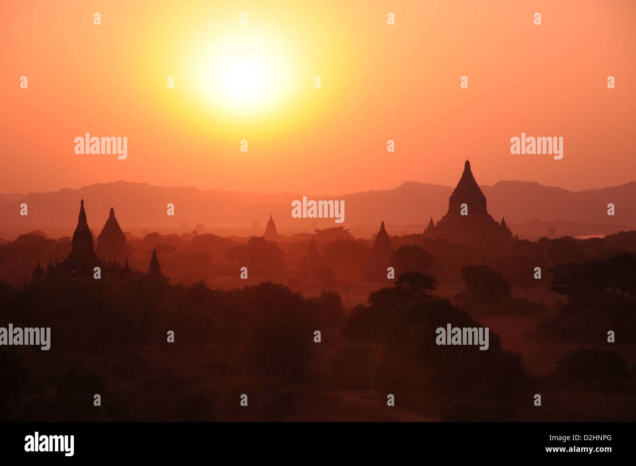 BAGAN AT SUNSET, MYANMAR Stock Photo - Alamy