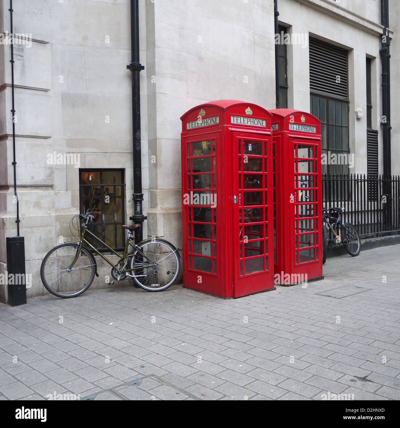 London telephone hi-res stock photography and images - Alamy