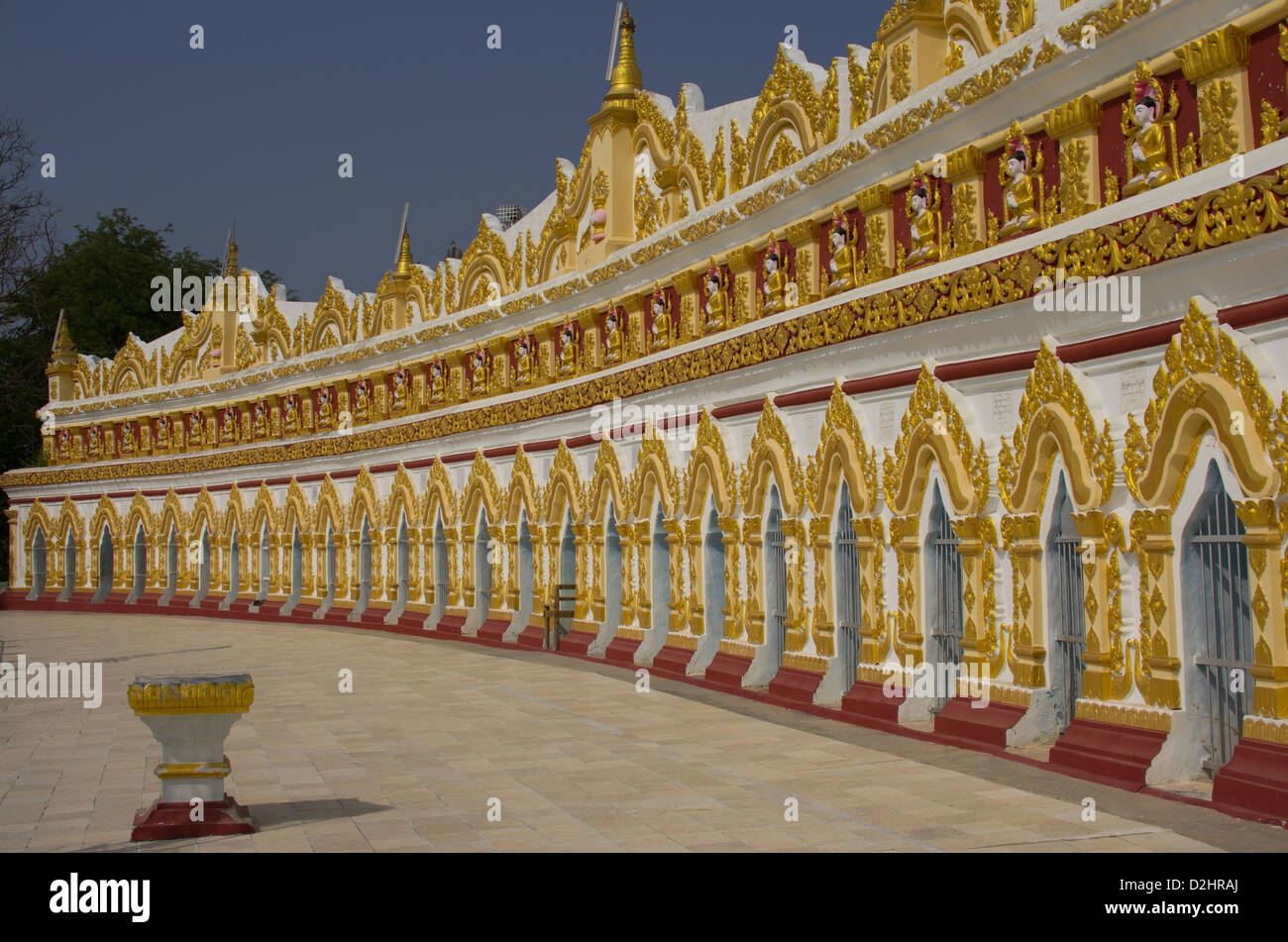 Buddhist building hi-res stock photography and images - Alamy