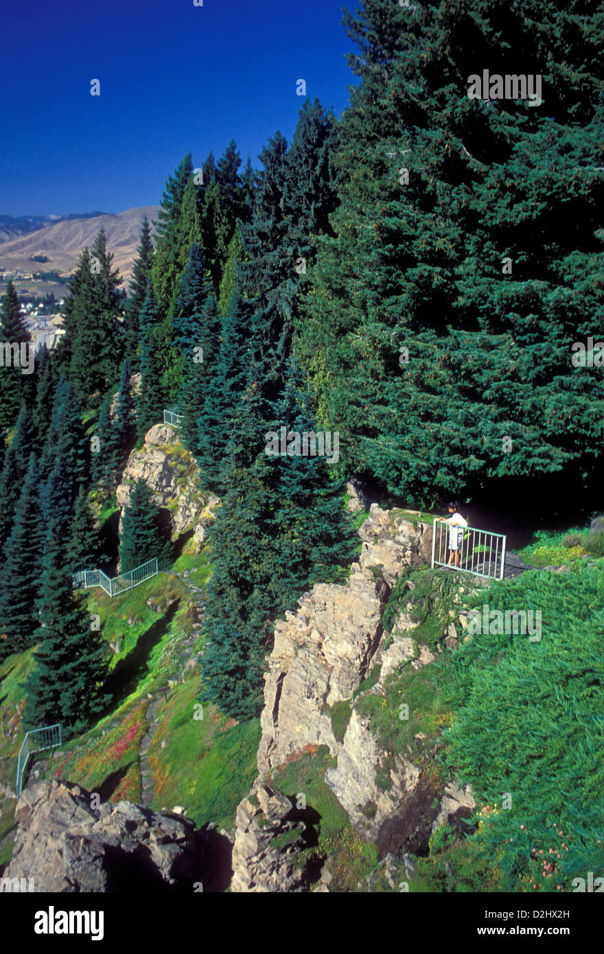 Ohme Gardens, town of Wenatchee, Wenatchee, Chelan County, Cascade Loop ...