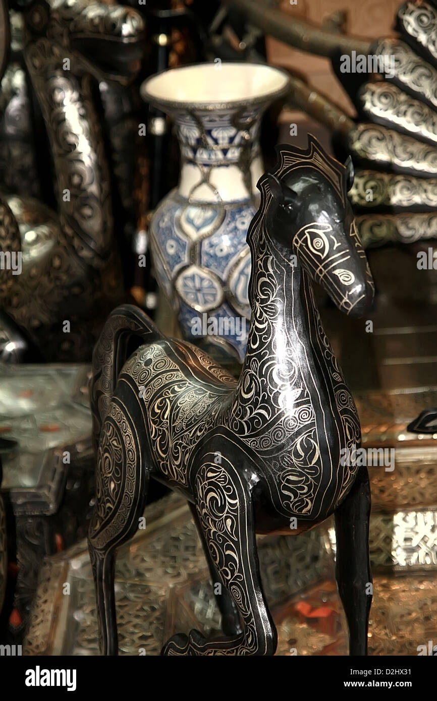 Moroccan crafts hi-res stock photography and images - Alamy