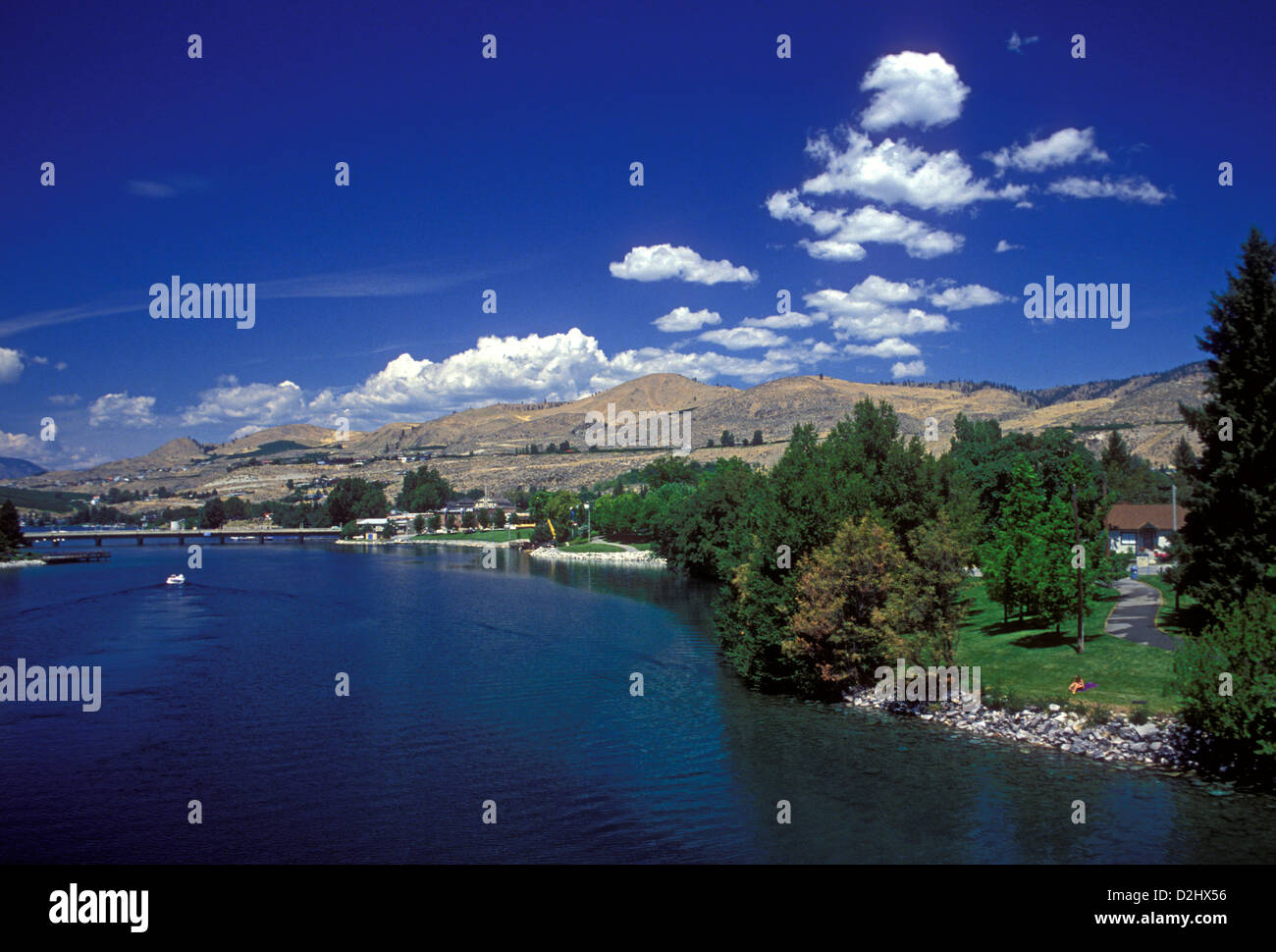Chelan washington spring hi-res stock photography and images - Alamy