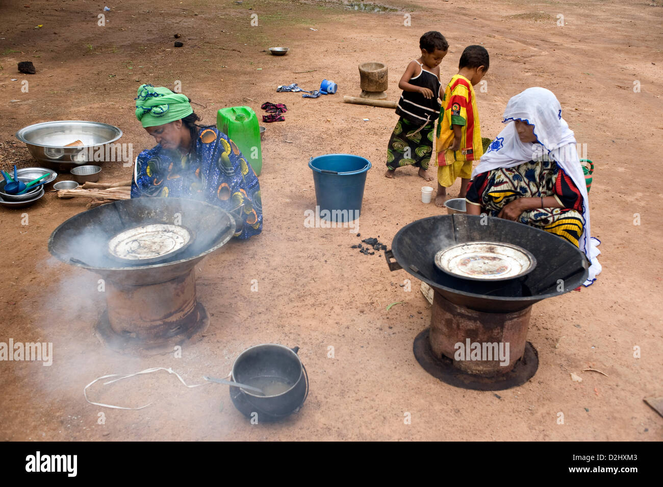 Famine pot hi-res stock photography and images - Alamy